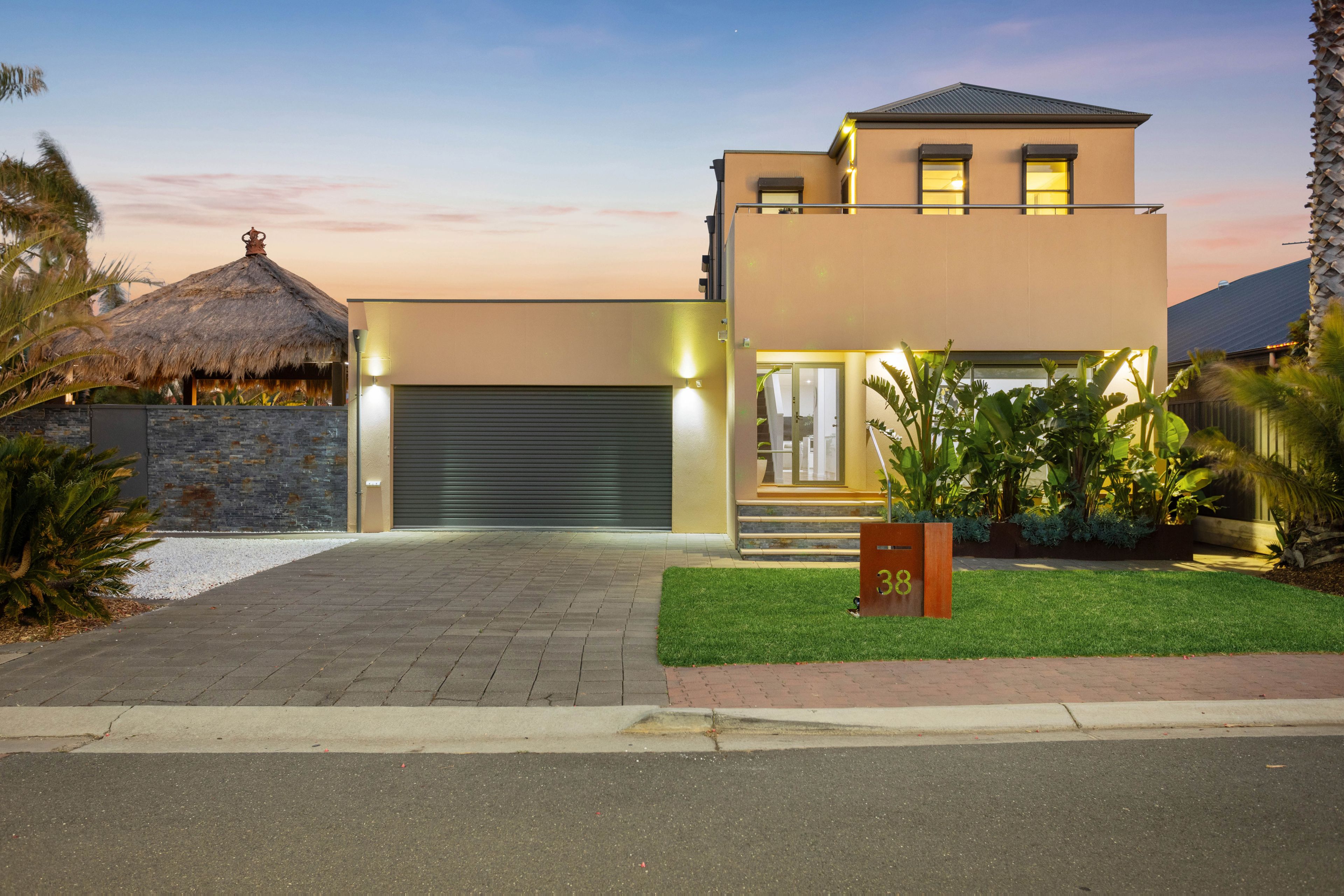 38 Burlington Road, Hallett Cove, SA 5158 - Sold House - Ray White ...