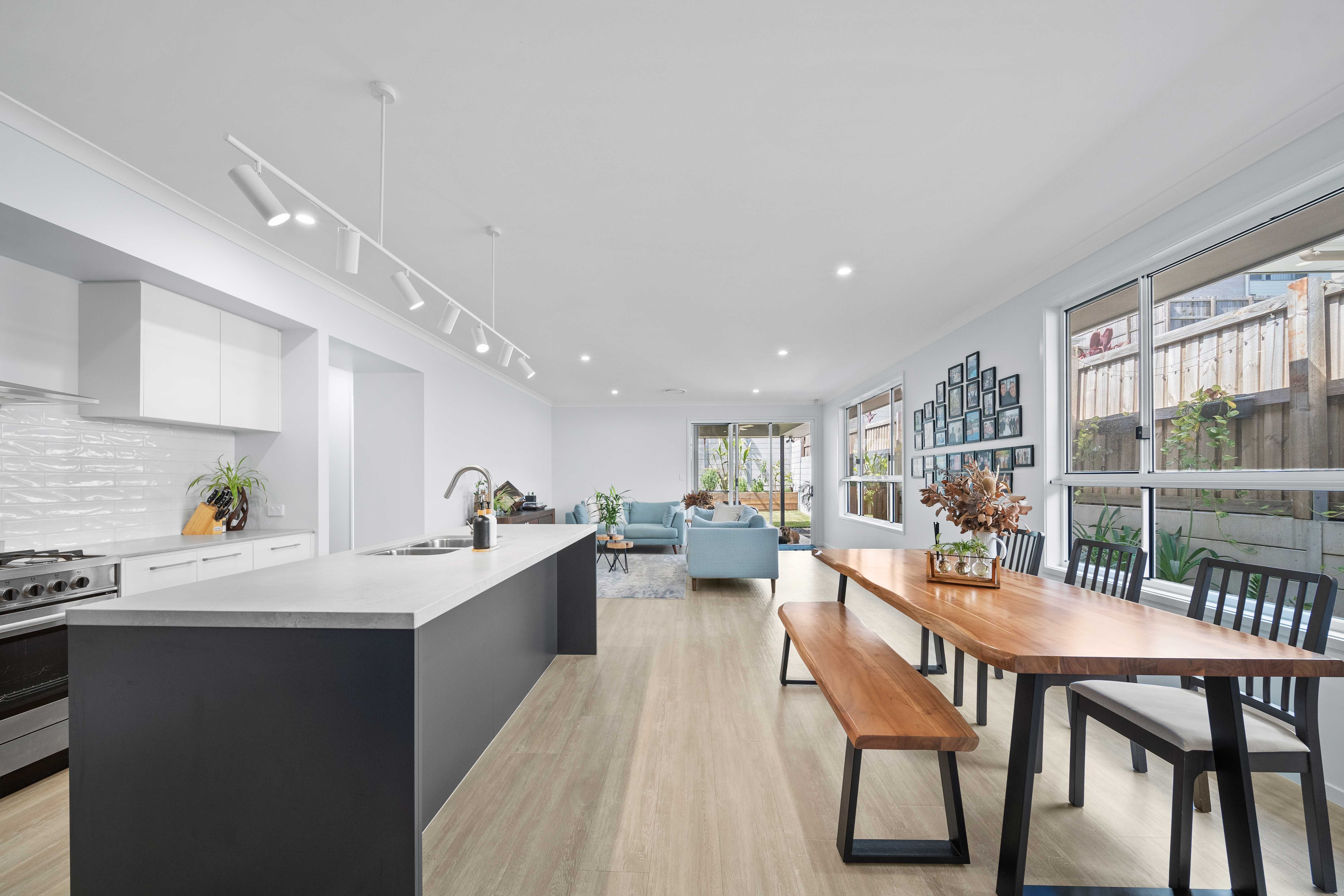 15 Lillypilly Street, Bahrs Scrub, QLD 4207 - Sold House - Ray White ...