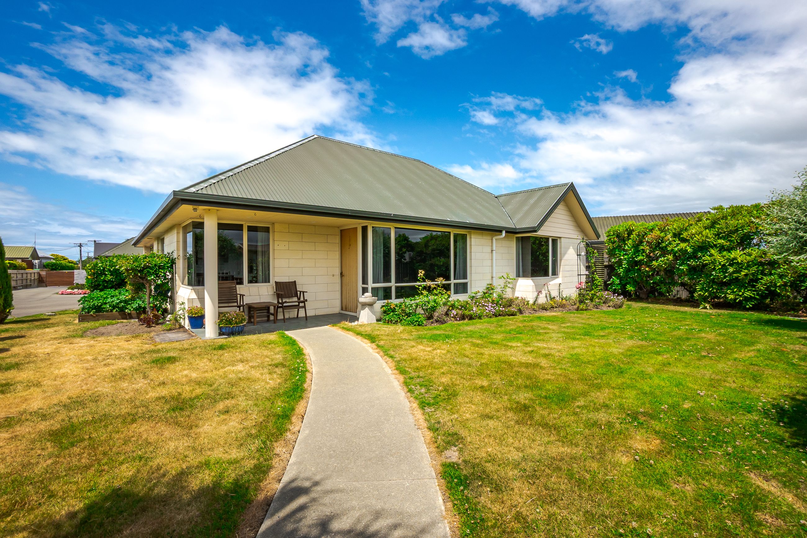1/91 Avenue Road, West End, Timaru District 7910 - Sold House - Ray ...