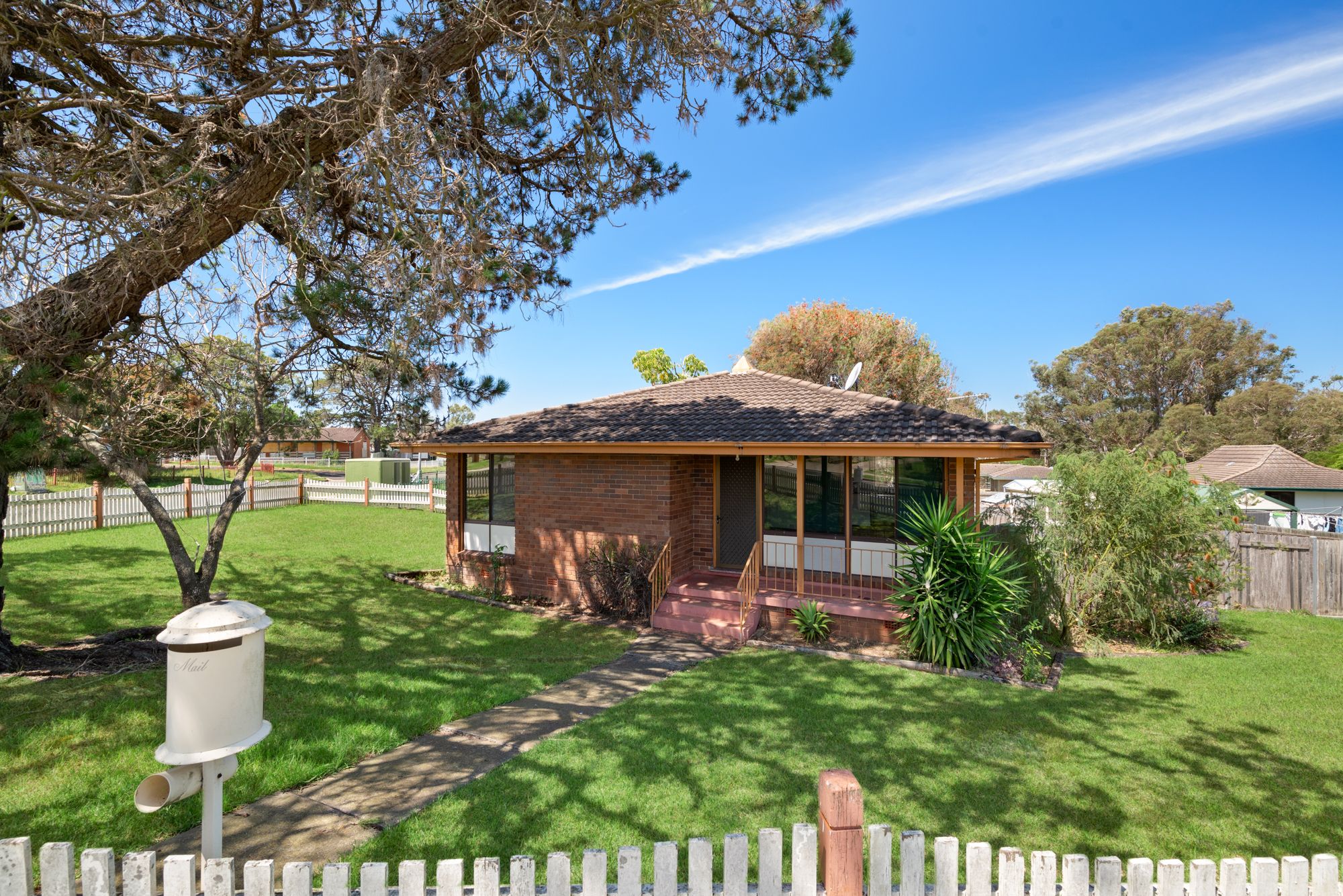 282 Riverside Drive, Airds, NSW 2560 - Sold House - Ray White Macarthur ...