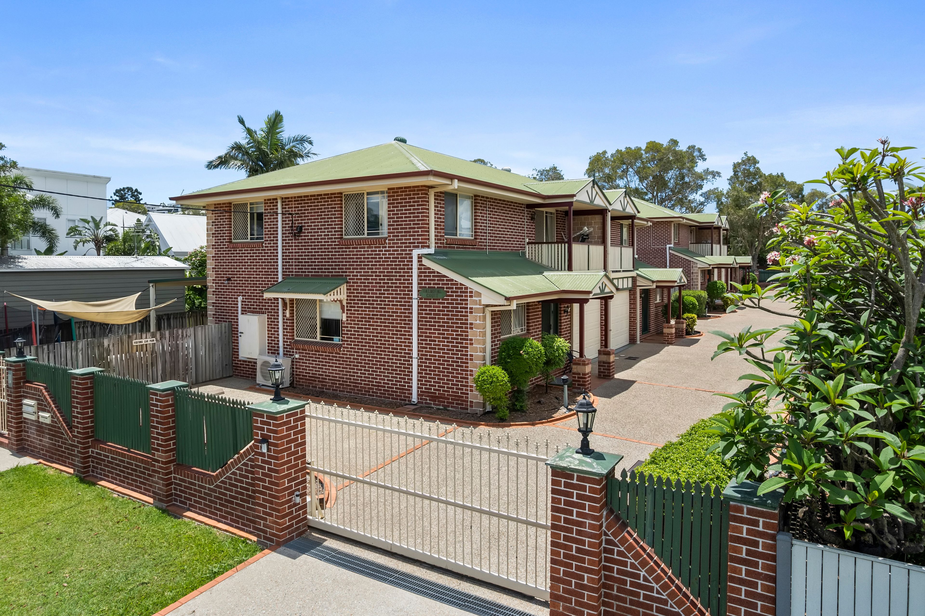 33 Oak Street, Hawthorne, QLD 4171 - Sold Block of Units - Ray White ...