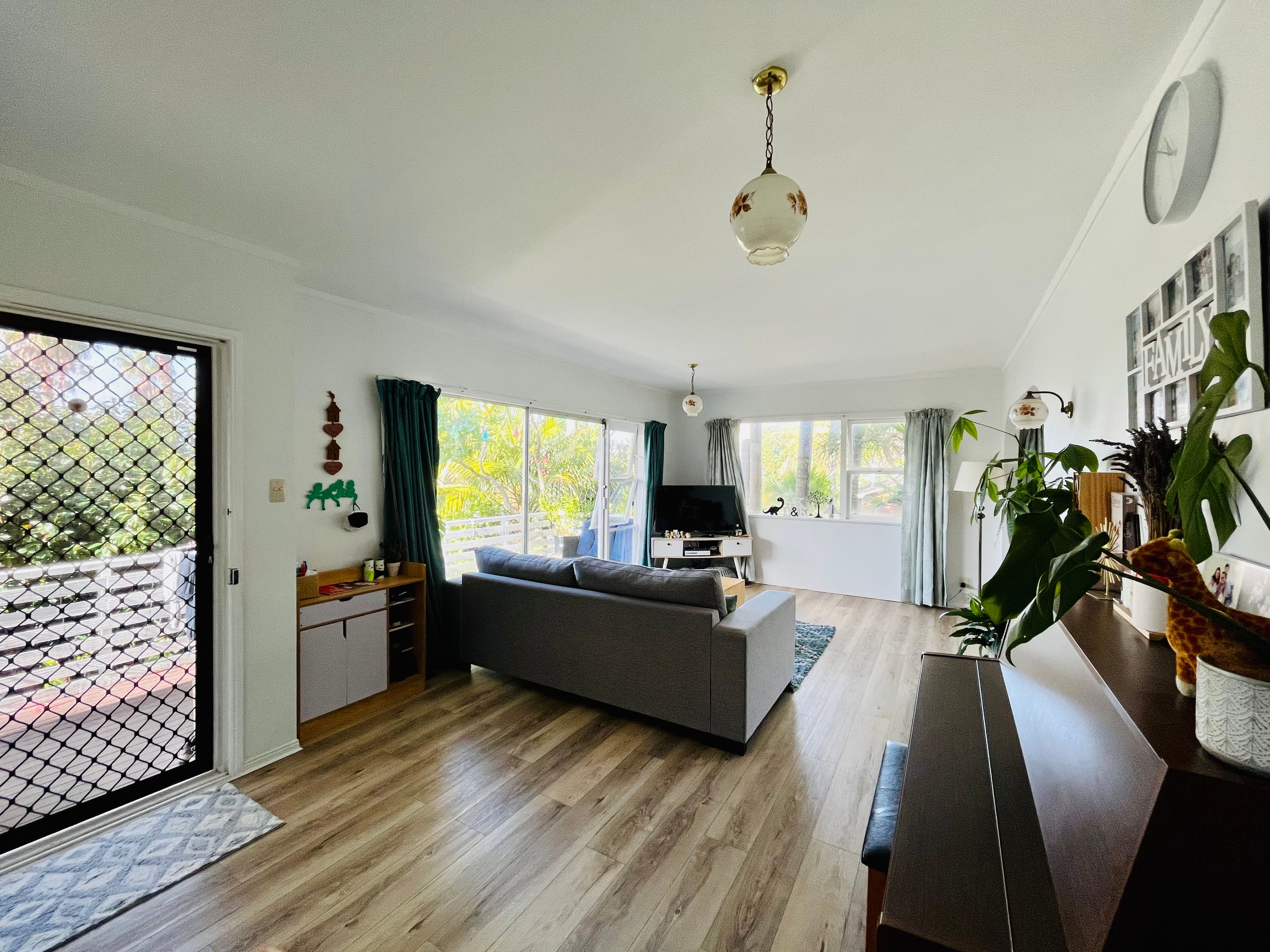 10 Abraham Place, Saint Johns, – Home For Rent • Ray White New Zealand