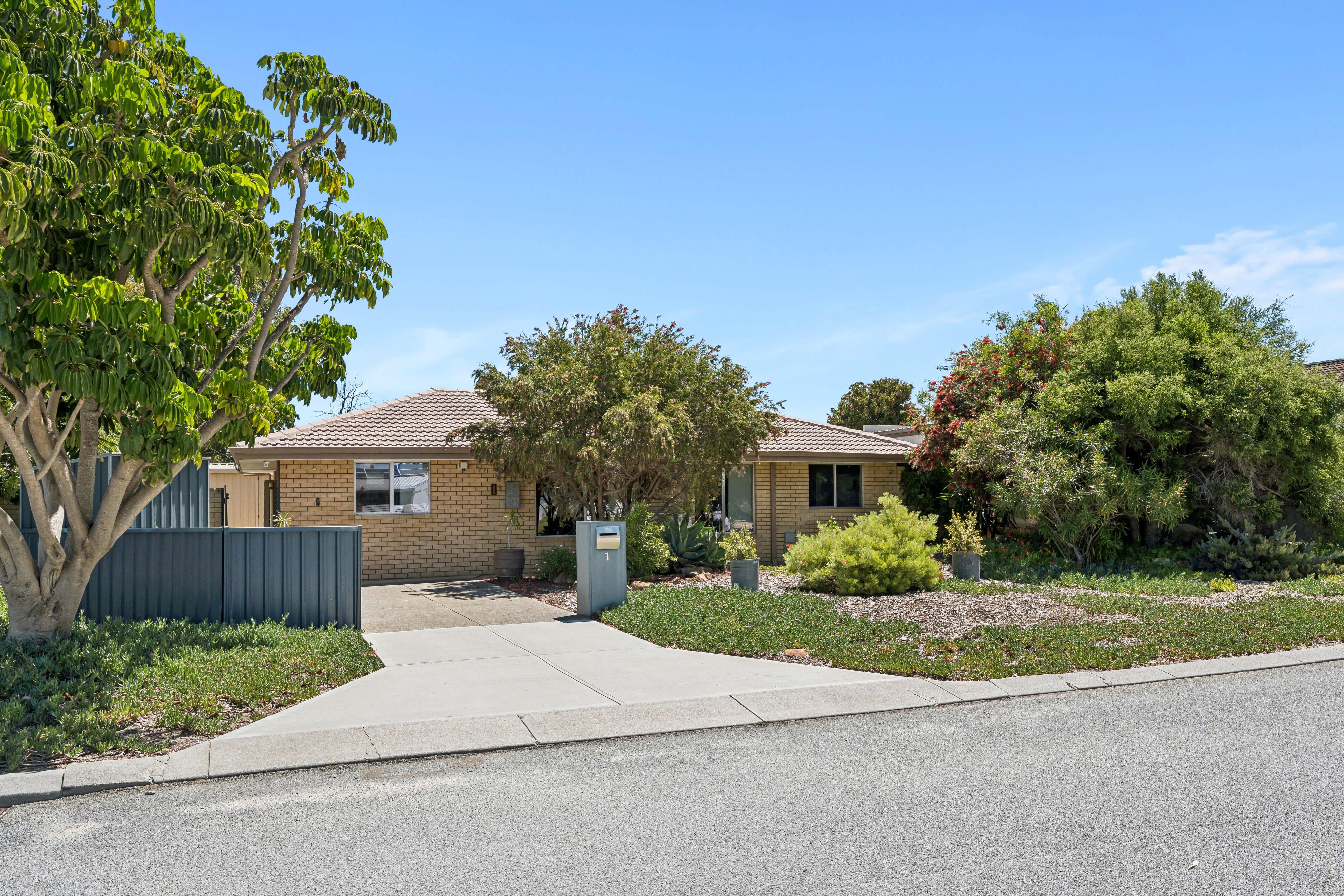 1 King Place, Padbury, WA 6025 - Sold House - Ray White Keevers Group