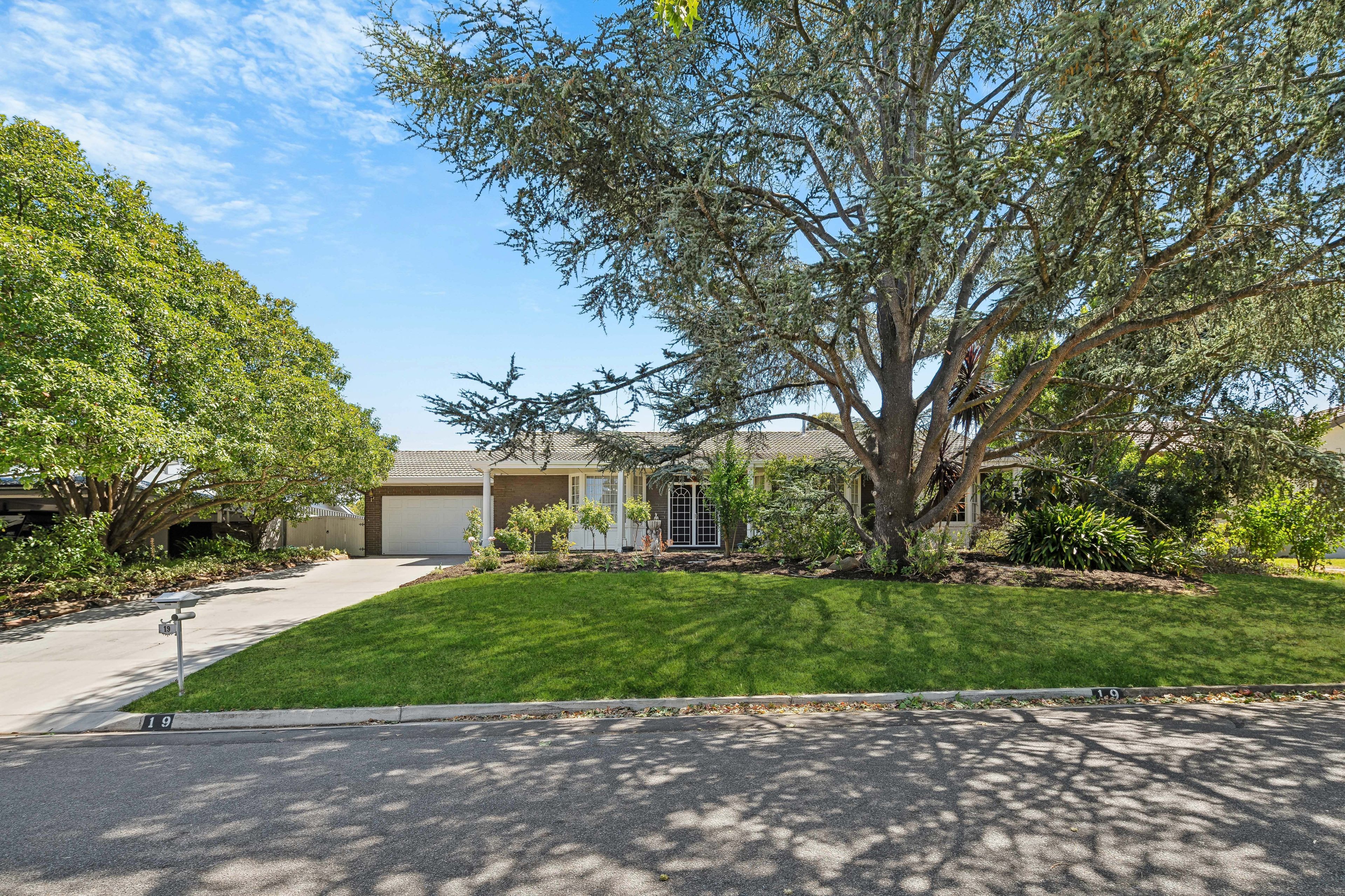 19 Vynland Drive, Flagstaff Hill, SA 5159 - Sold House - Ray White ...