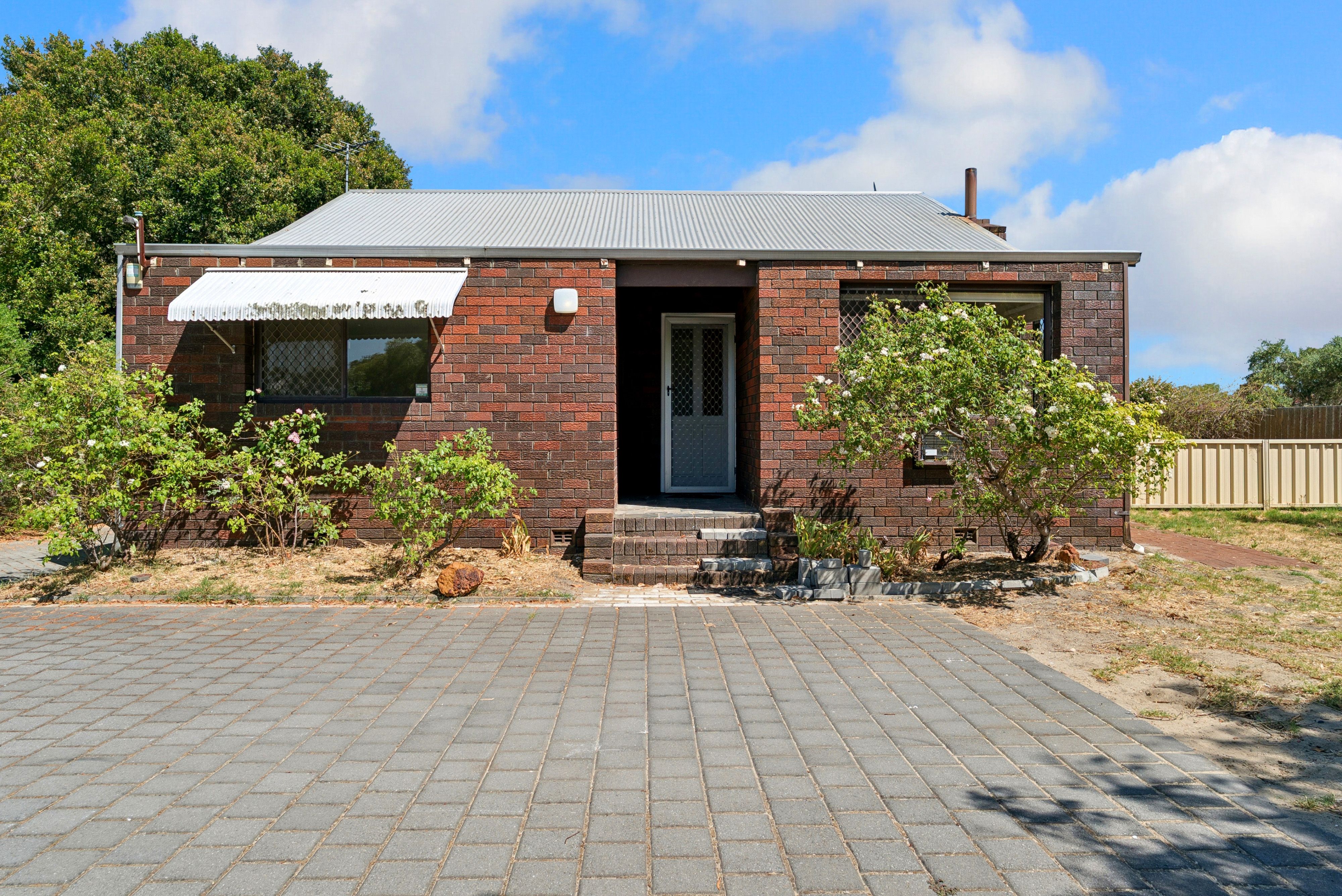 146 Gibbs Street, East Cannington, WA 6107 - Sold House - Ray White ...