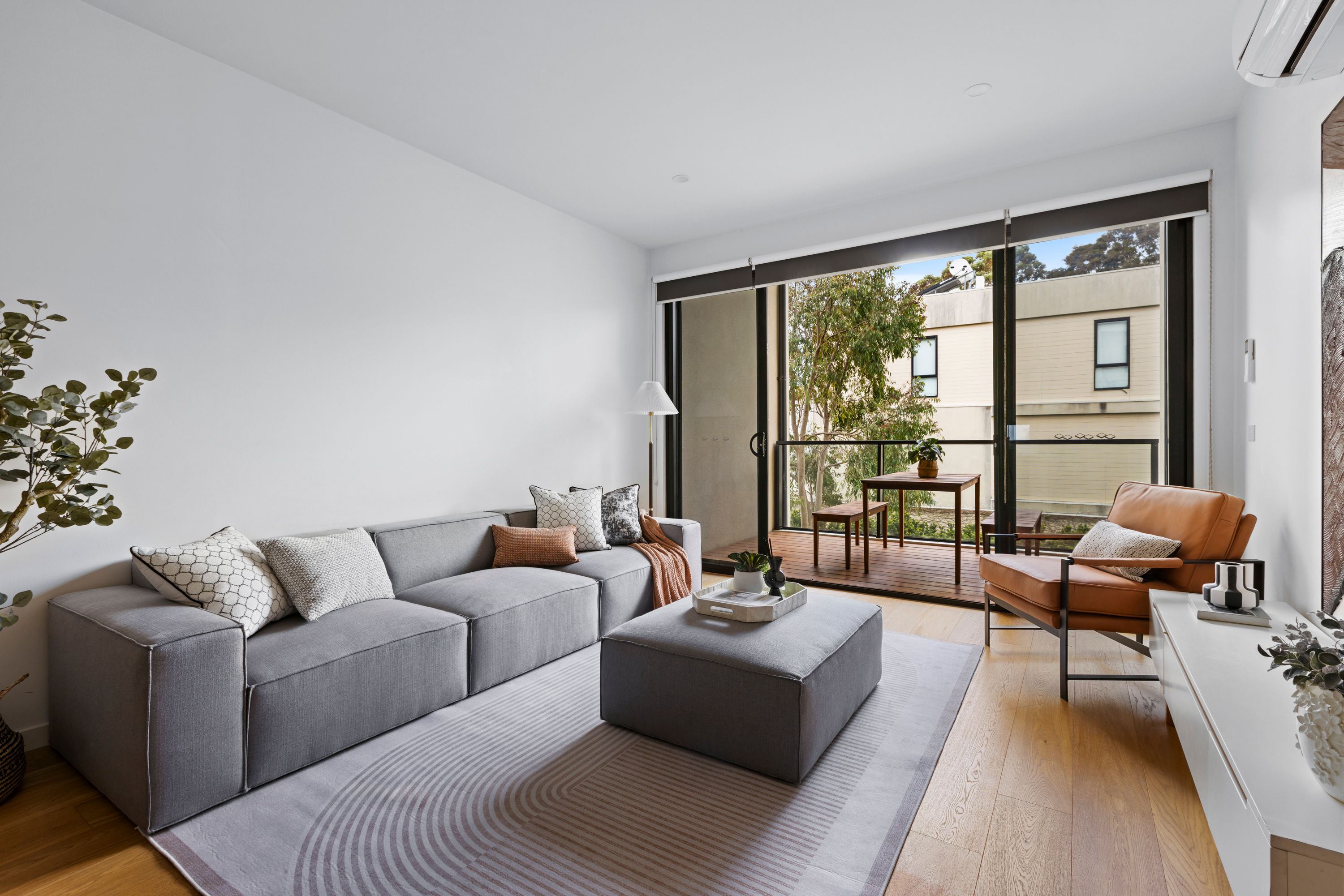 22 Oak Terrace, Wheelers Hill, VIC 3150 - Sold House - Ray White Judd ...