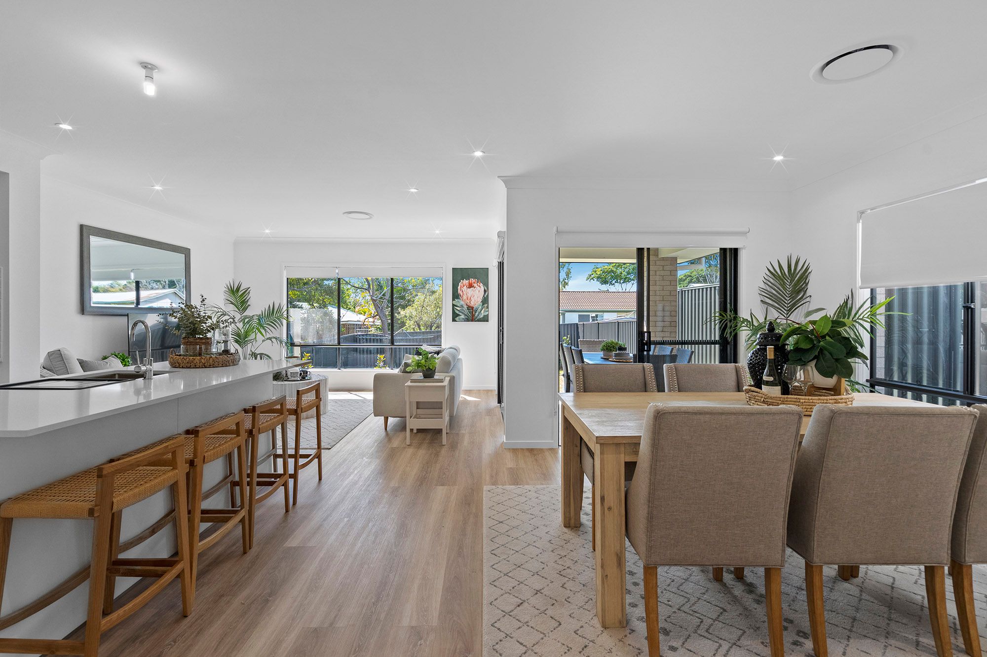 90 Hertford Street, Upper Mount Gravatt, QLD 4122 - Sold House - Ray White Mt Gravatt