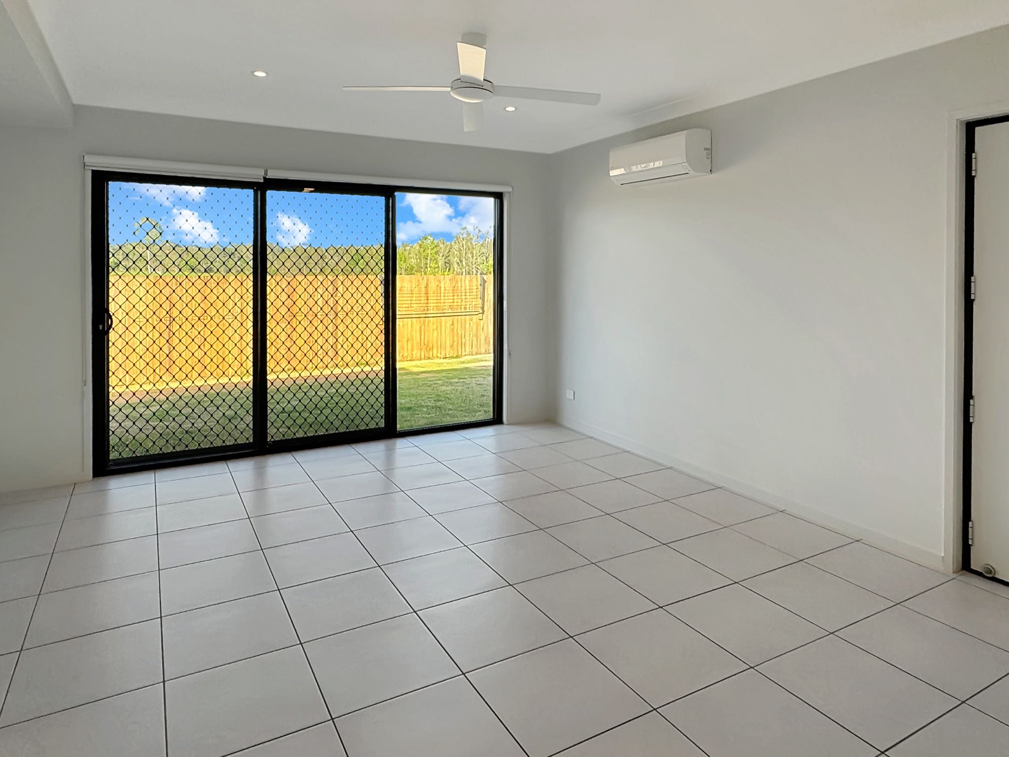 2/16 Satinash Court, Tinana, QLD 4650 - Leased DuplexSemi-detached ...