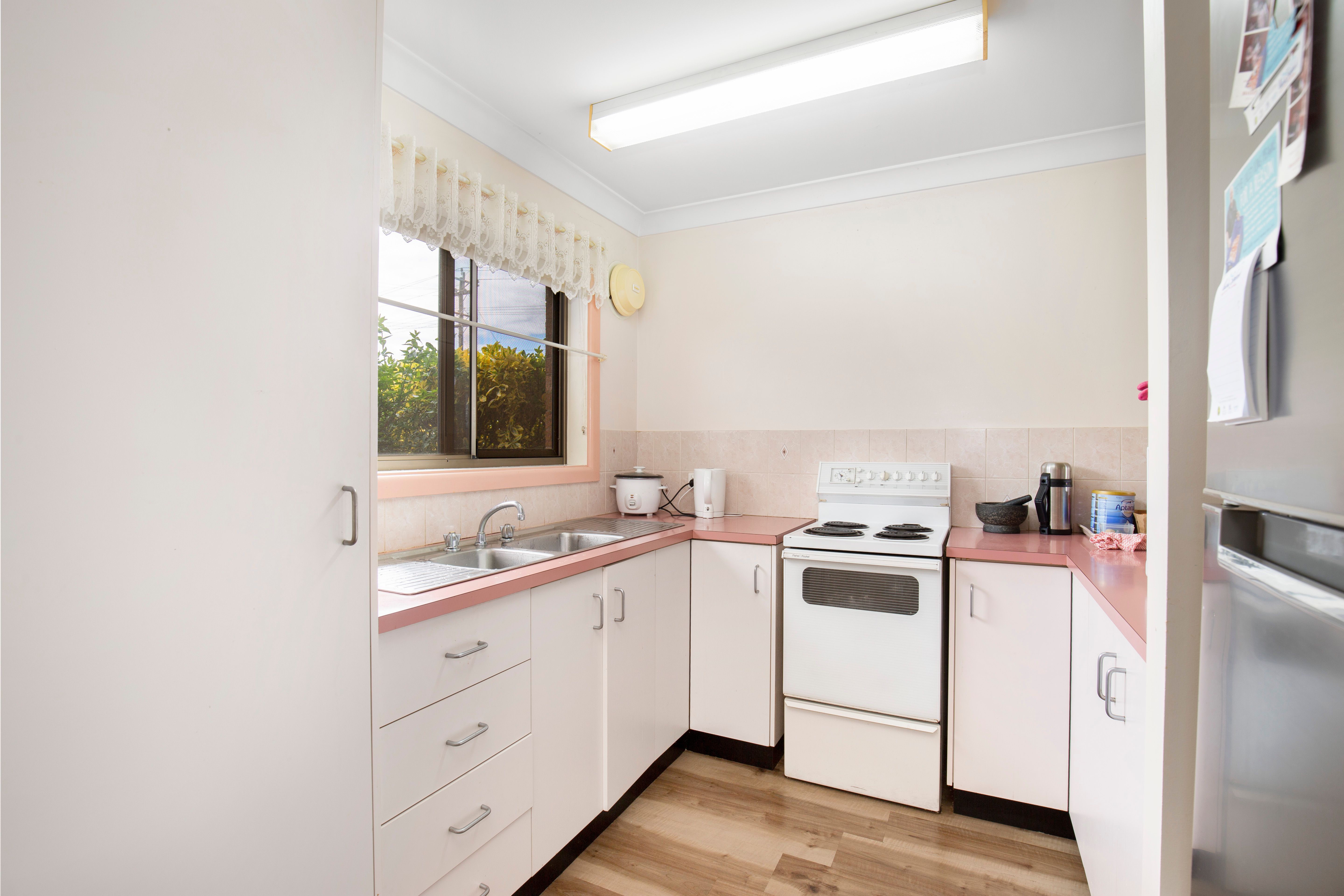 31-35 Niagara Street, Armidale, NSW 2350 - Sold Block of Units - Ray ...