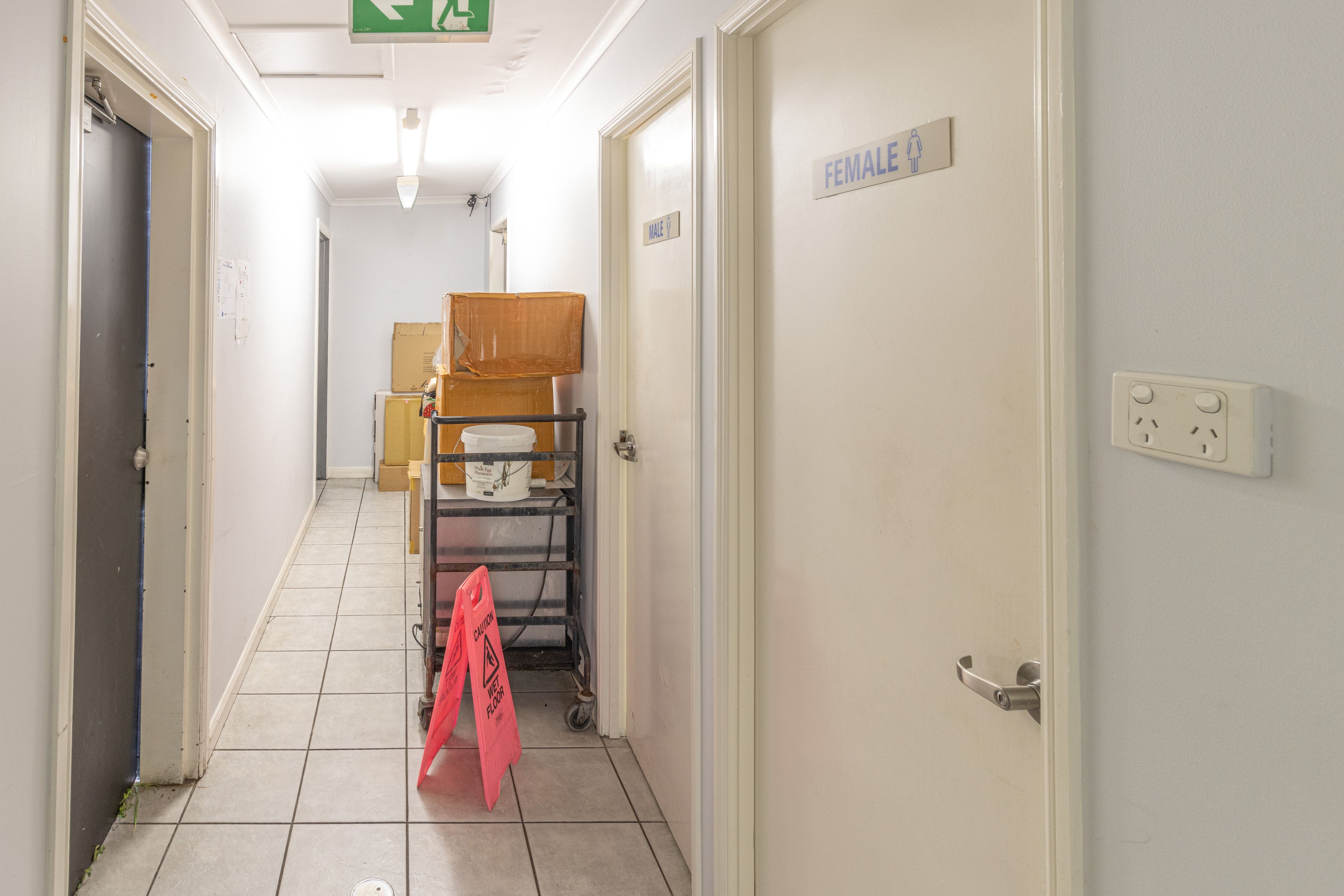 1/381 ESPLANADE, Torquay, QLD 4655 - Offices for Lease - Ray White ...