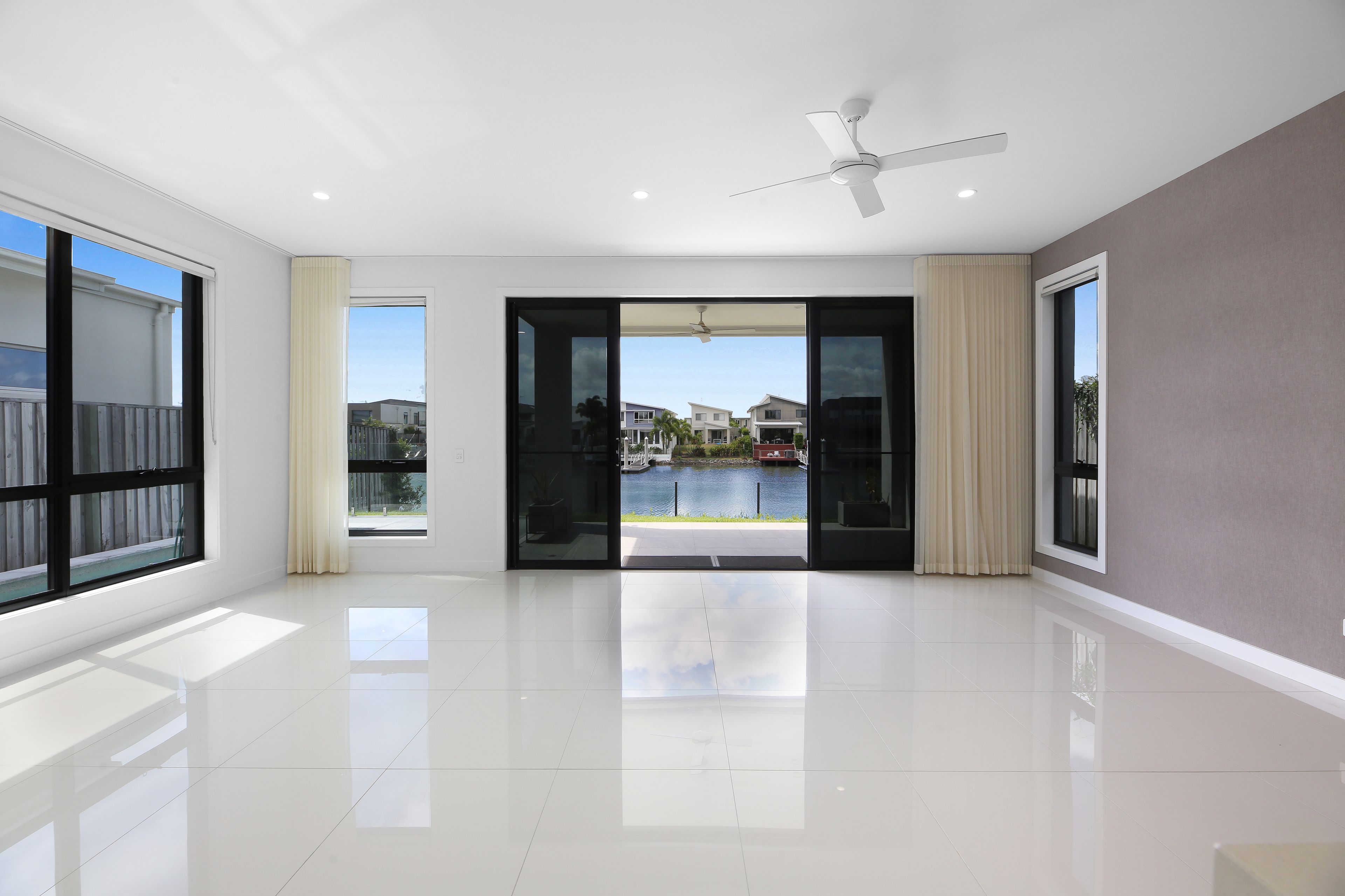 8 Santa Monica Boulevard, Hope Island, QLD 4212 - Leased House - Ray ...