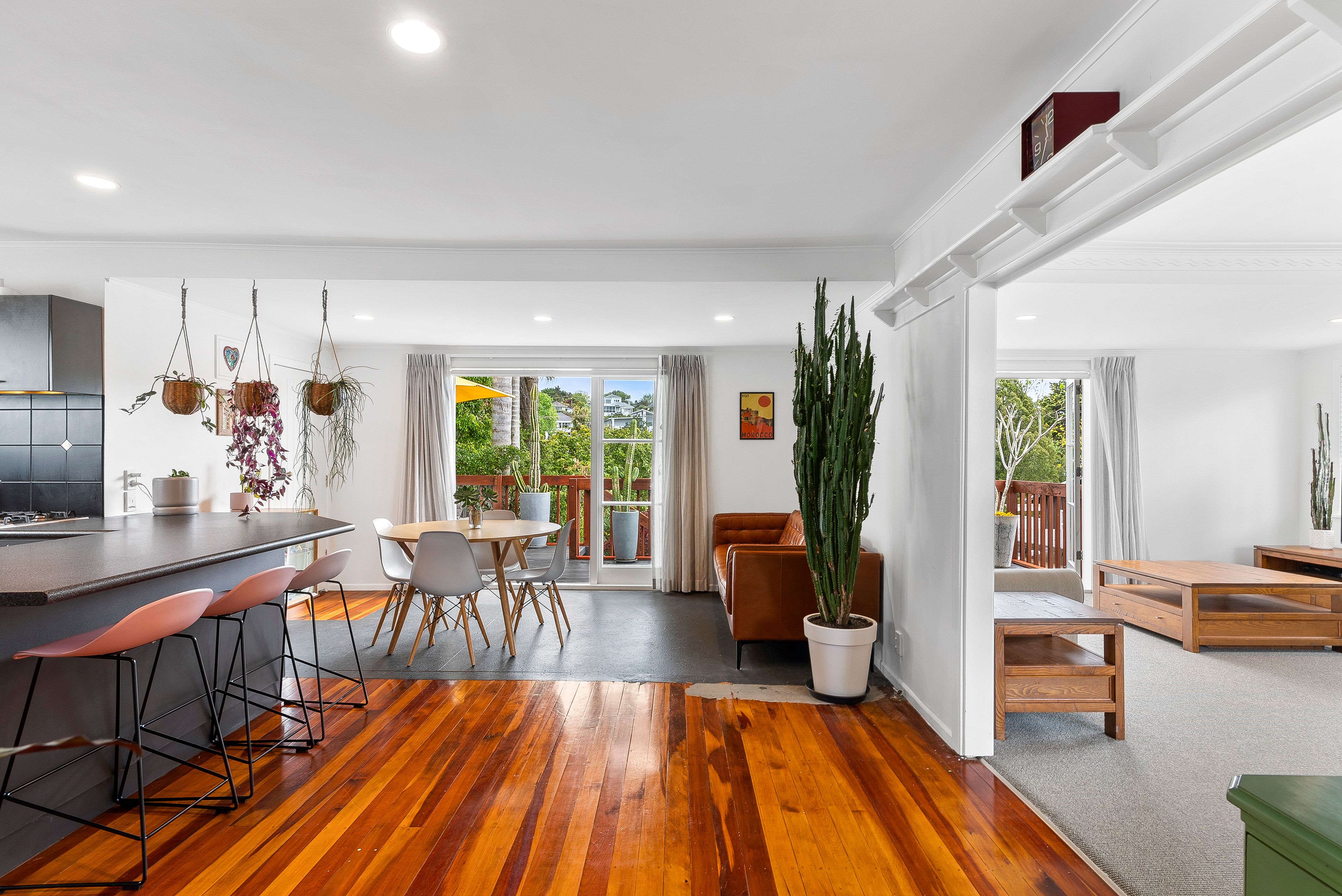 54A Uxbridge Road, Mellons Bay, Manukau City 2014 - Sold House - Ray ...