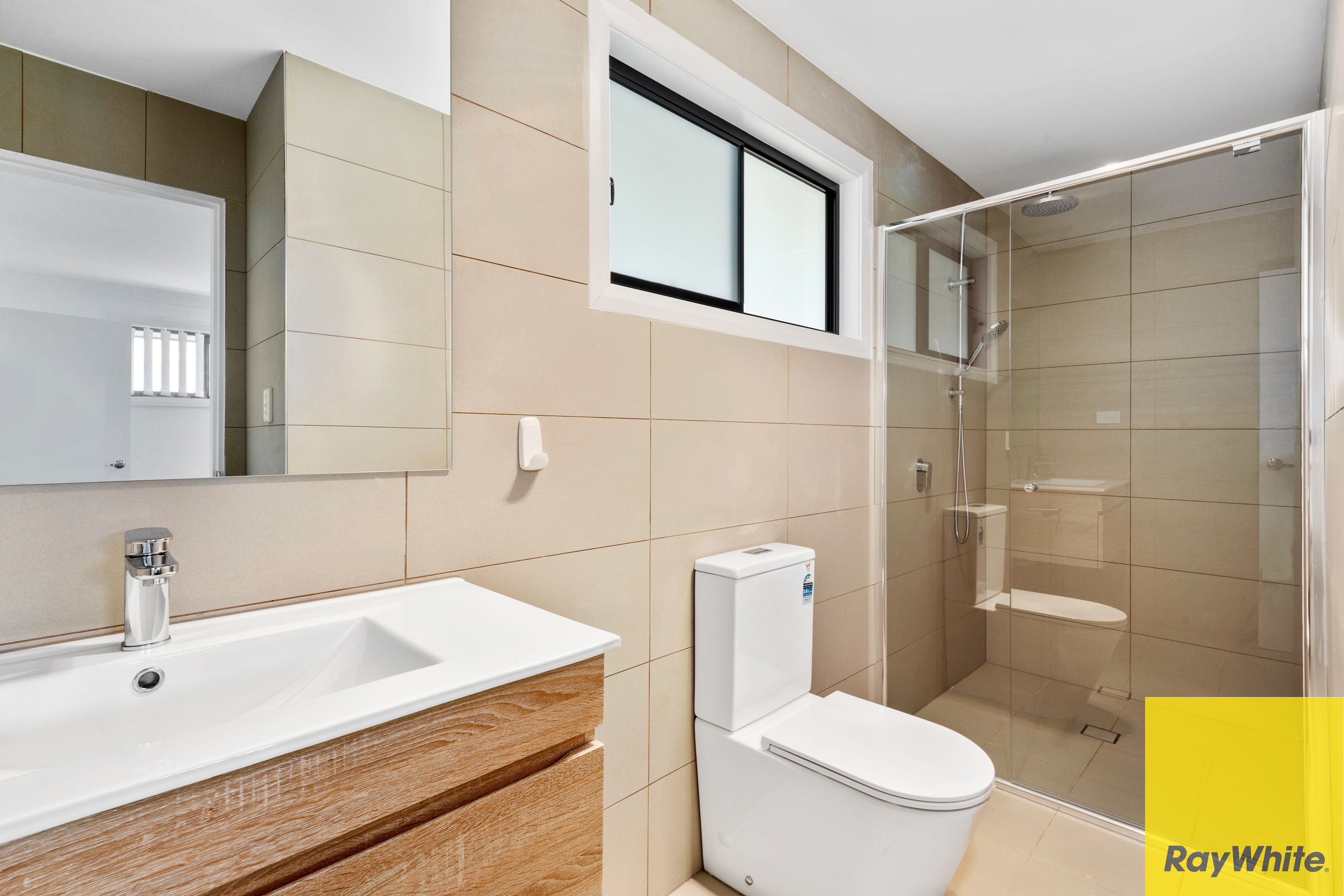 5/170 Canberra Street, St Marys, NSW 2760 - Leased Townhouse - Ray ...