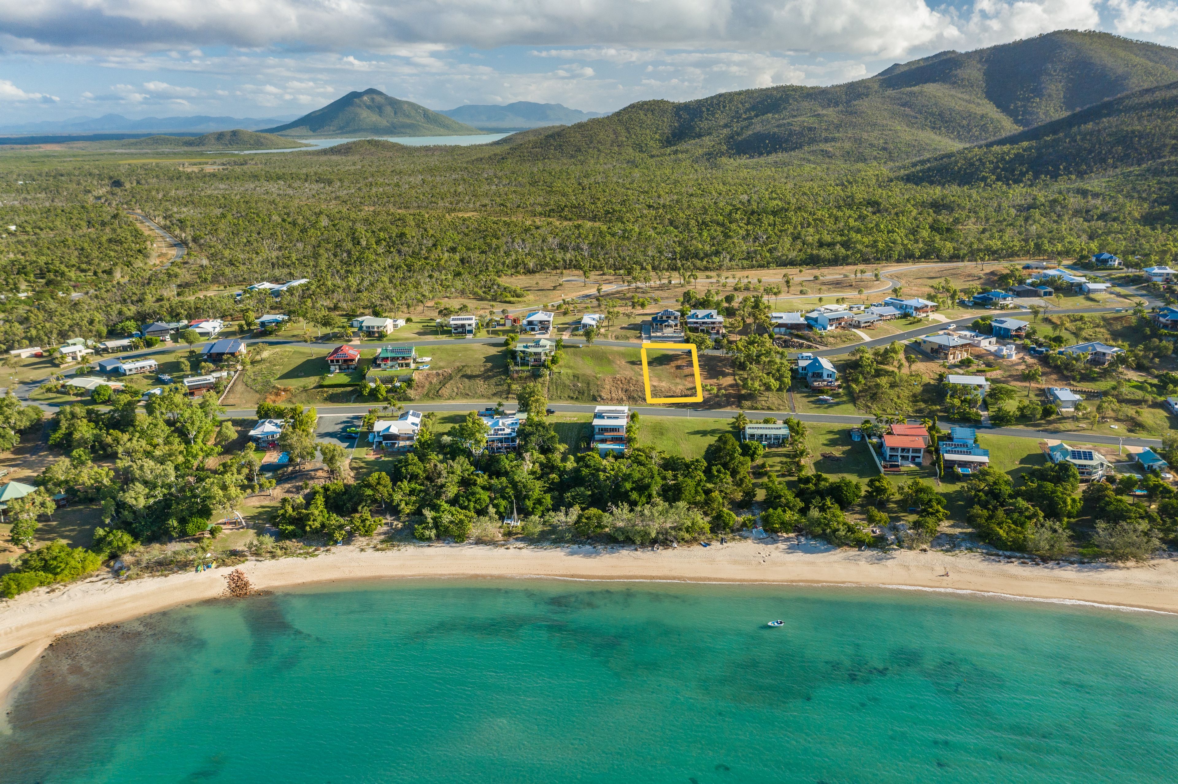 23 Gloucester Avenue, Hideaway Bay, QLD 4800 - Sold Land - Ray White ...