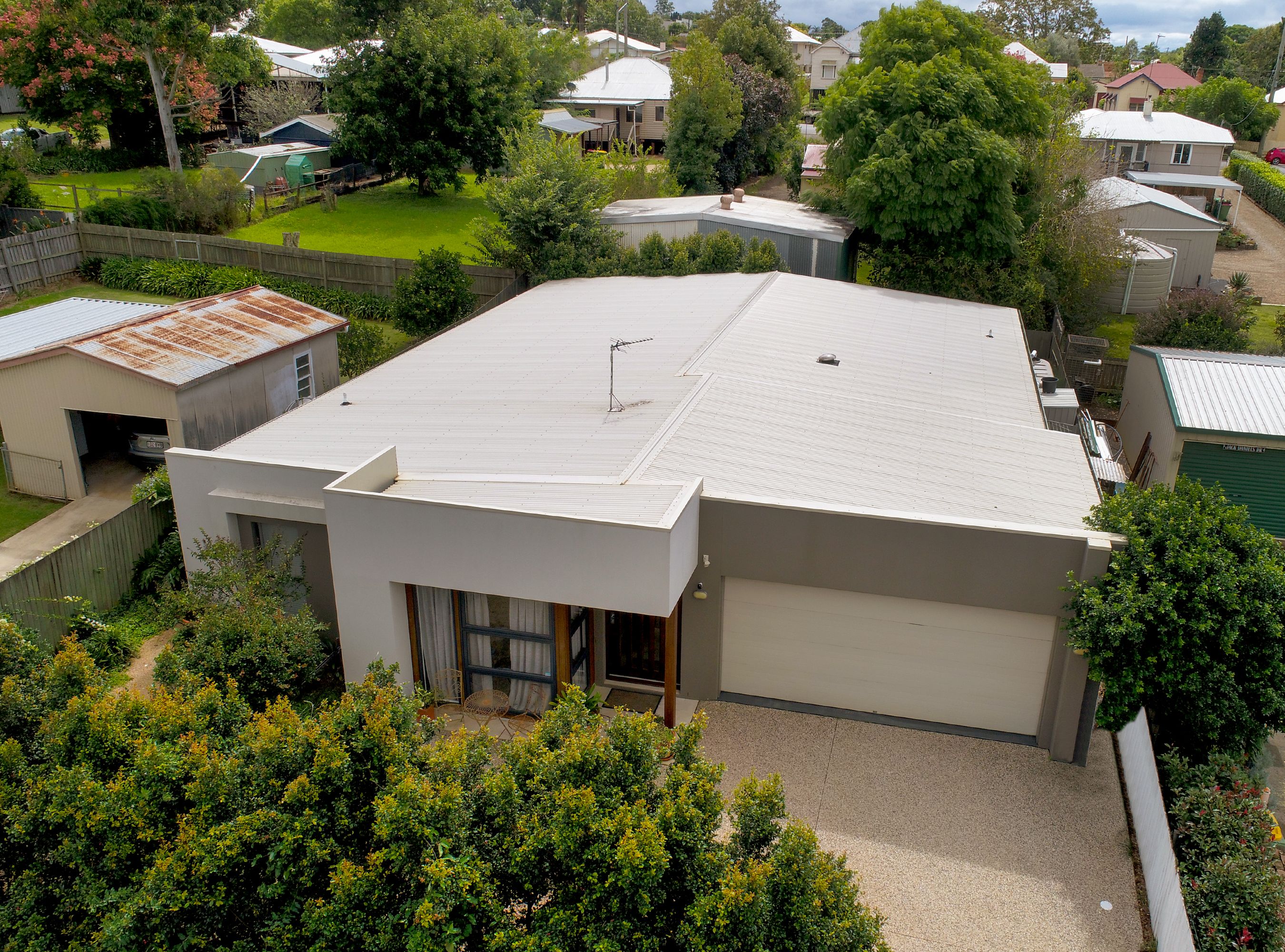 Ray White Highfields - Servicing All Areas