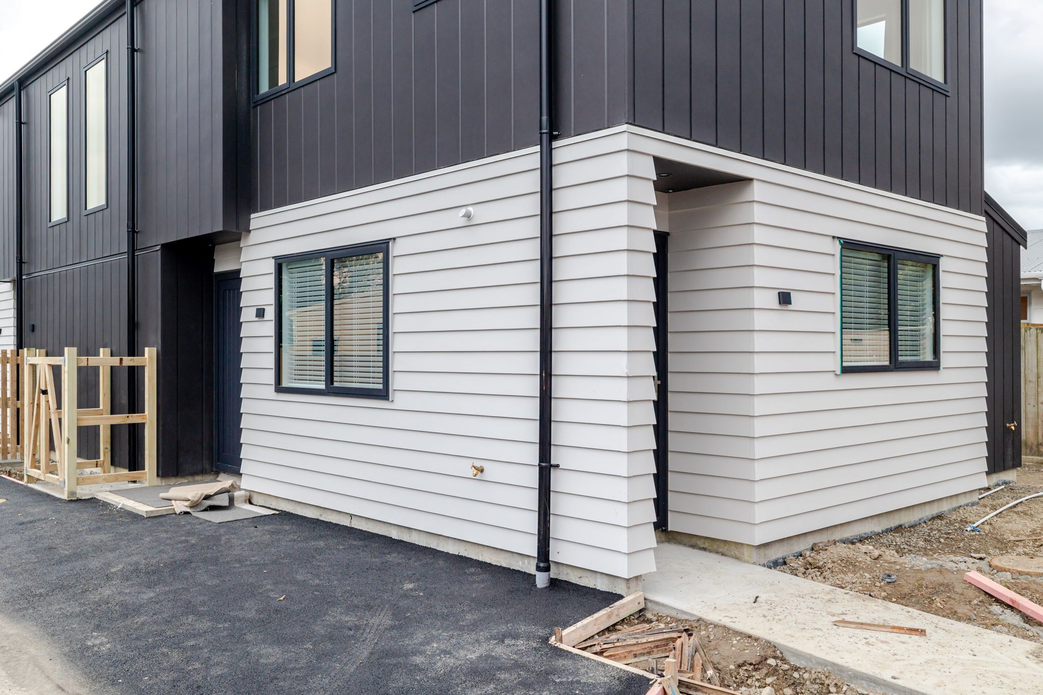 2 Fordyce Court, West End, Timaru District 7910 - Leased House - Ray ...