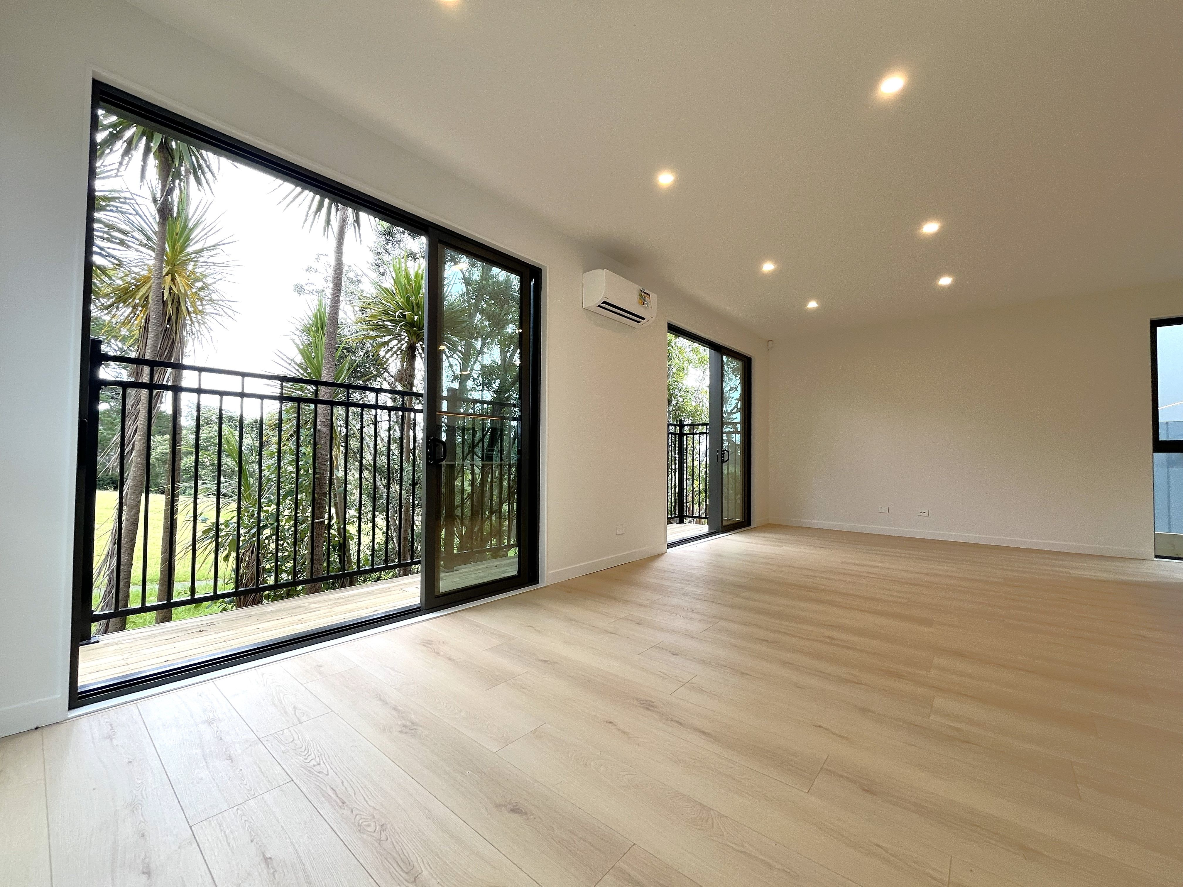 7/41 Seaside Avenue, Waterview, Auckland City 1026 - House for Sale ...