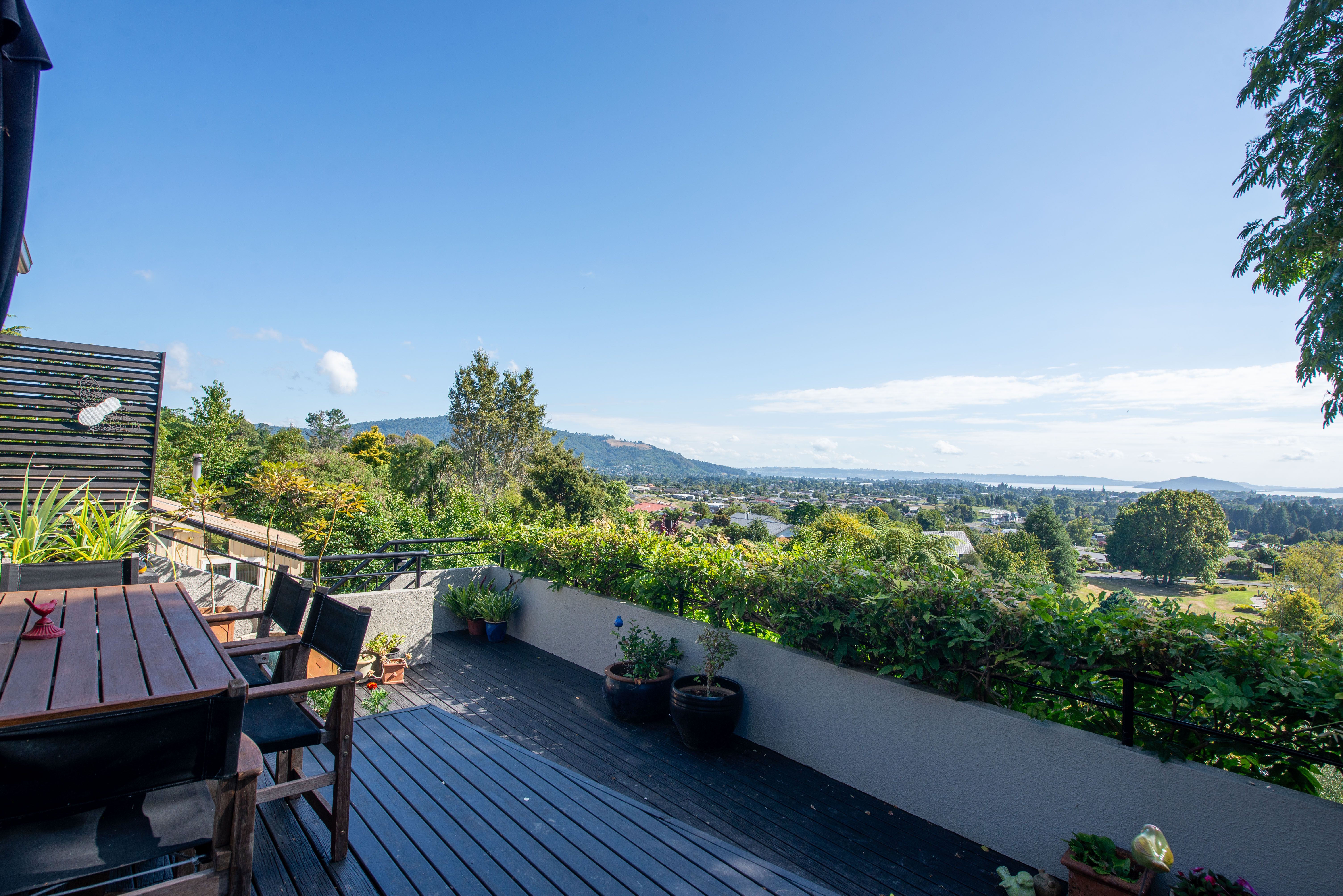 5 Haratua Place, Springfield, Rotorua District 3015 - Sold House - Ray ...