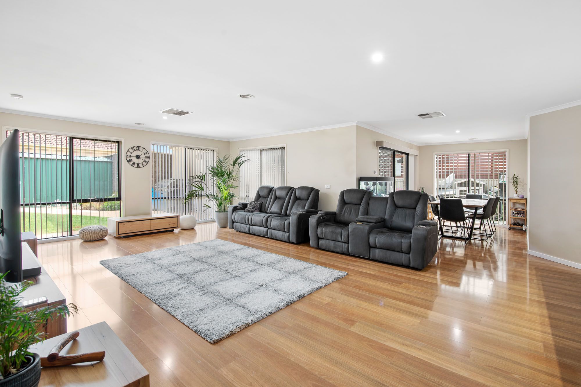 18 Lynbridge Crescent, Tarneit, VIC 3029 - Sold House - Ray White Werribee