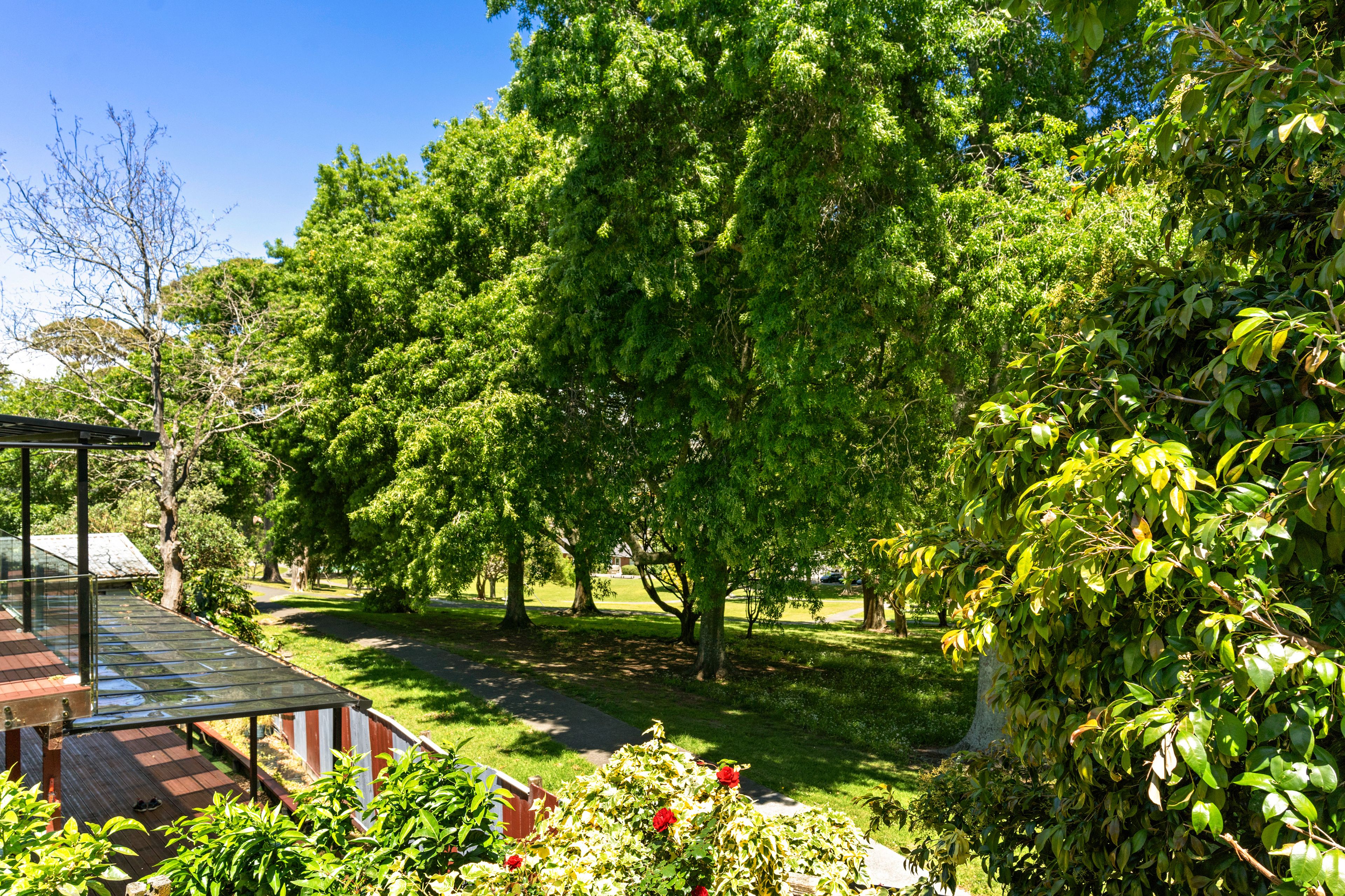 2/40 Edgeworth Road, Glenfield, North Shore City 0629 - Sold House ...