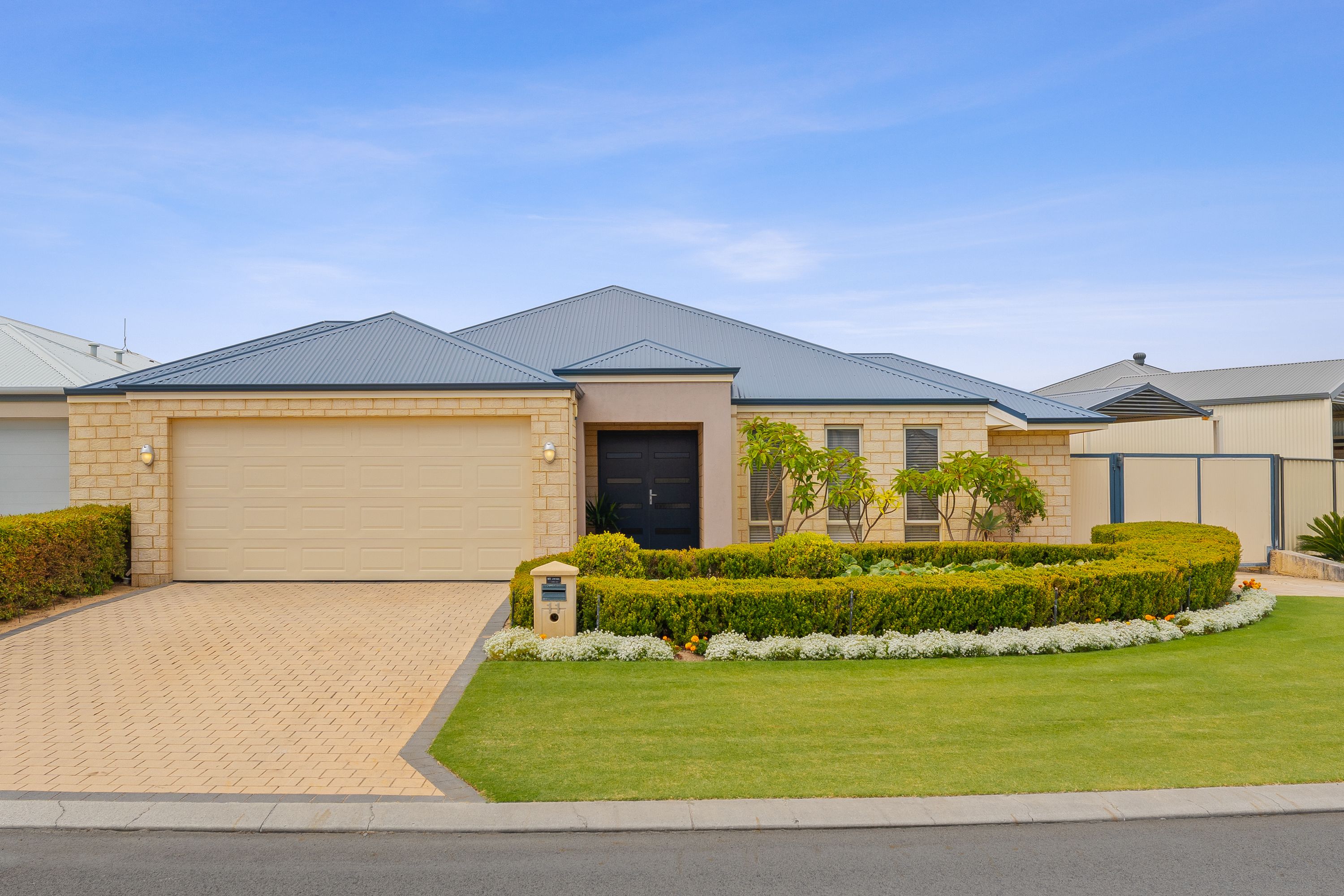 11 Newfound Street, Secret Harbour, WA 6173 - Sold House - Ray White ...