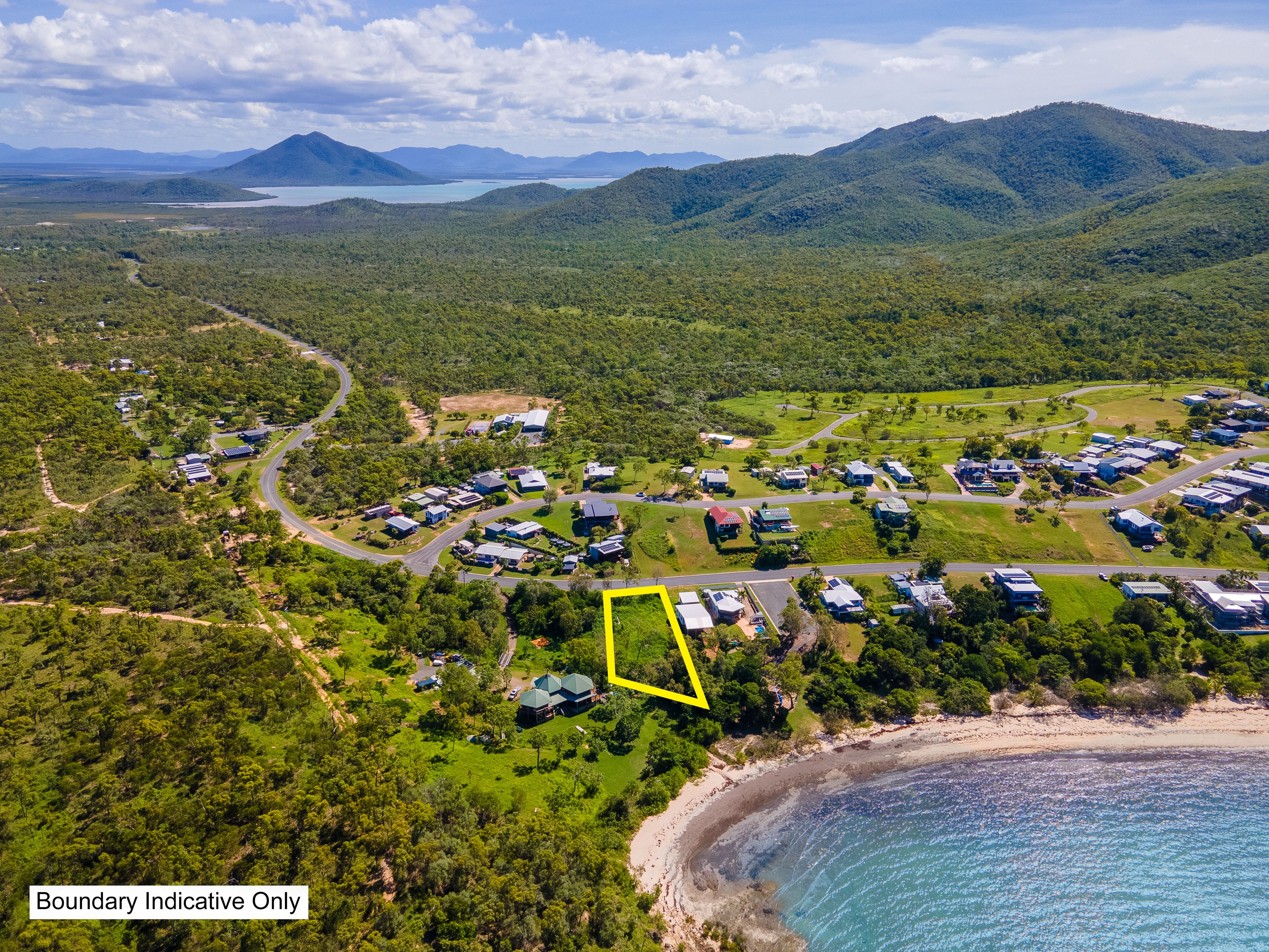8 Gloucester Avenue, Hideaway Bay, QLD 4800 - Land for Sale - Ray White ...