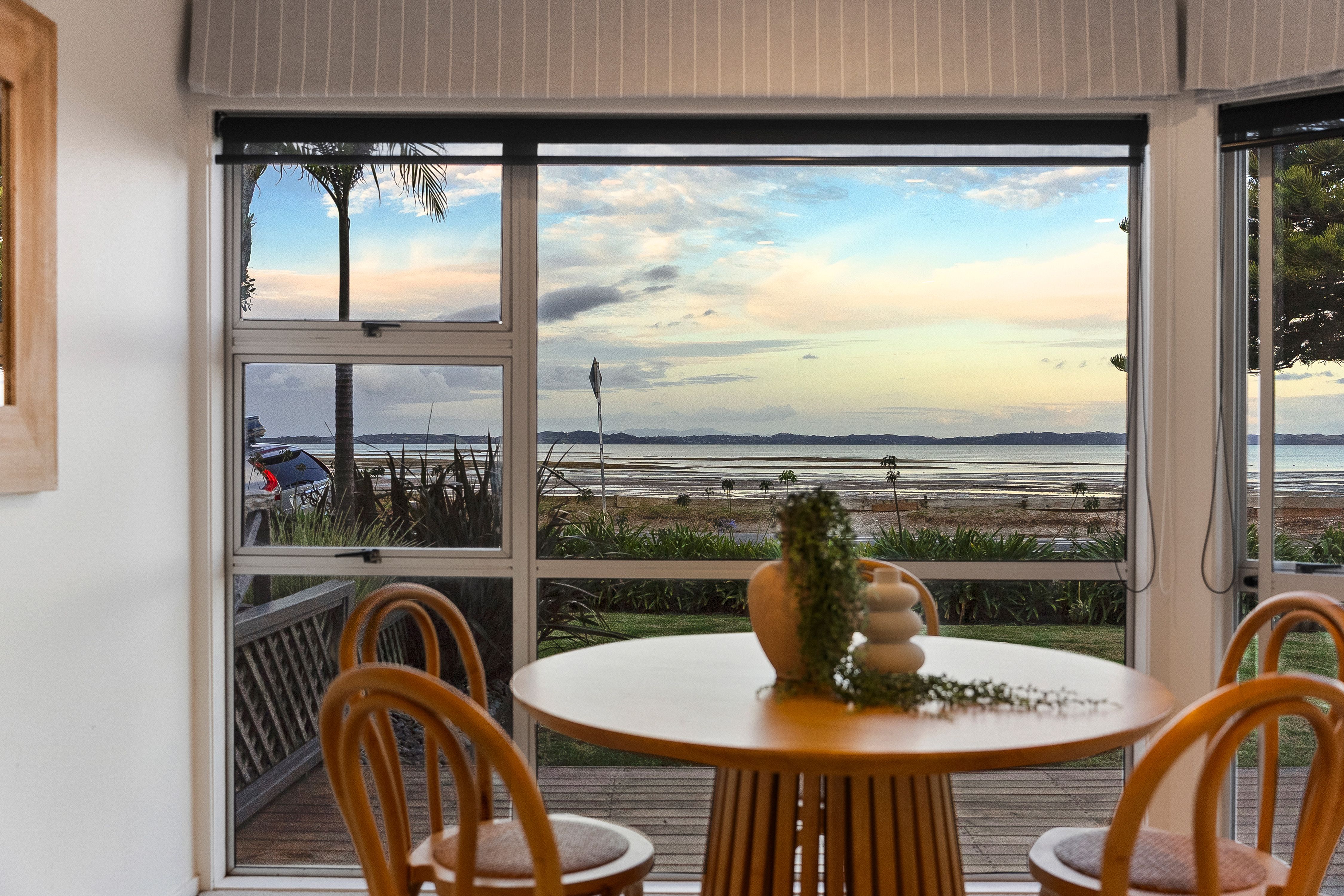 A/5 The Esplanade, Eastern Beach, Manukau City 2012 - House for Sale ...