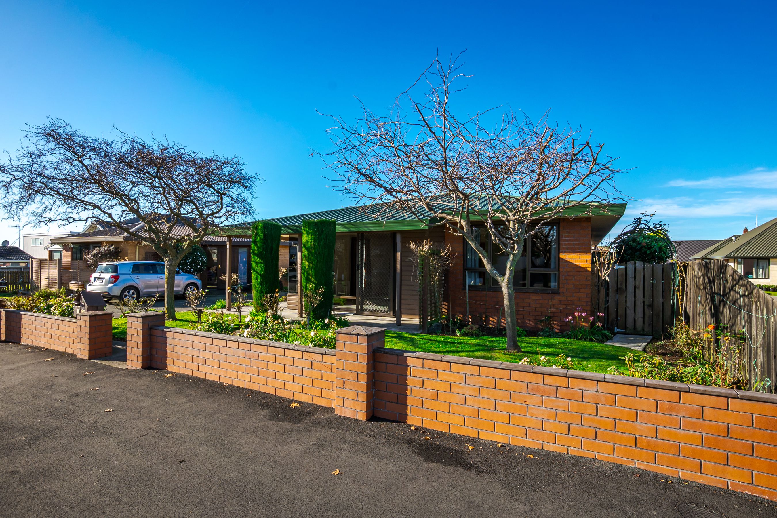 1/93 Avenue Road, West End, Timaru District 7910 - Sold House - Ray ...