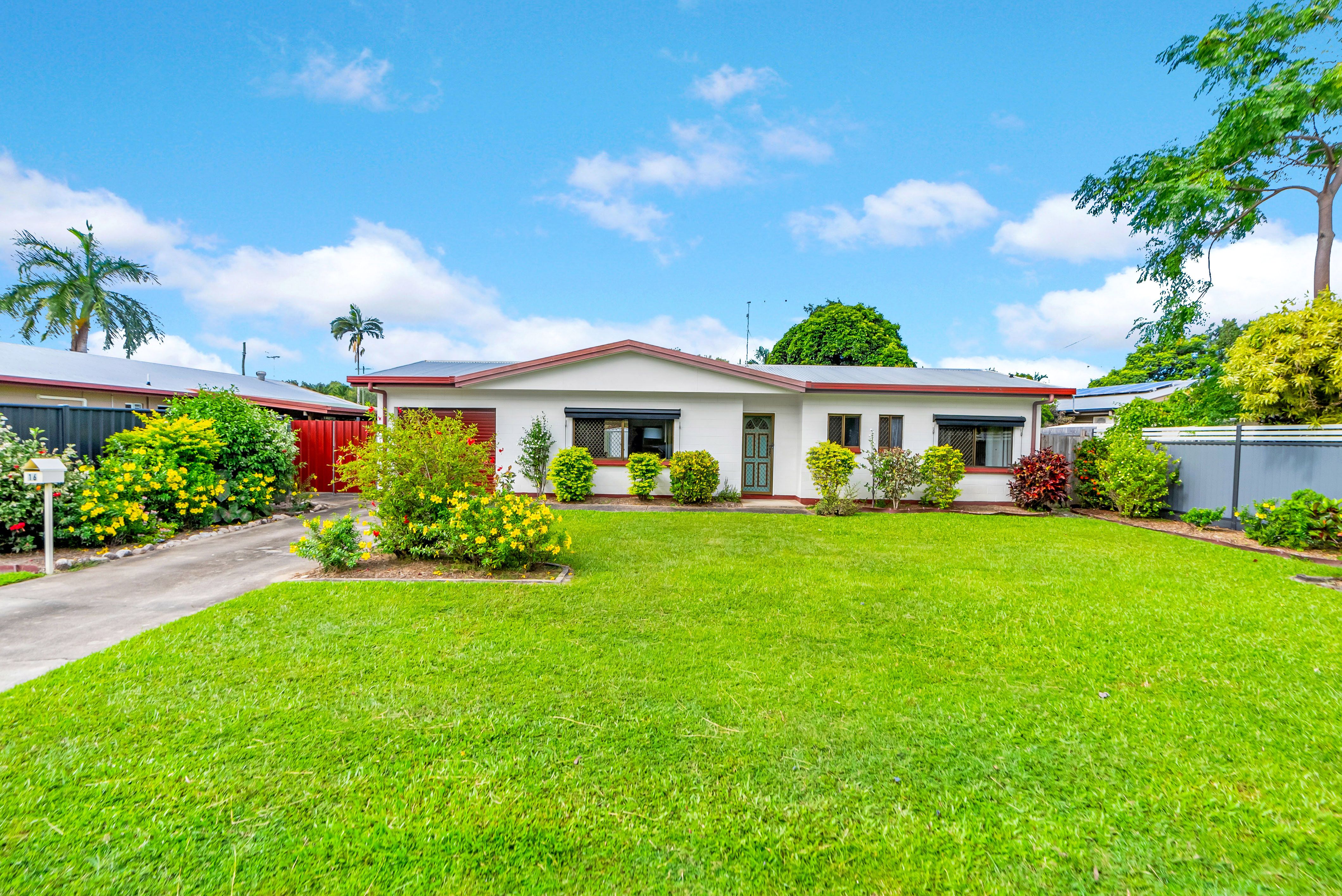 16 Limpet Close, Trinity Beach, QLD 4879 - Sold House - Ray White ...