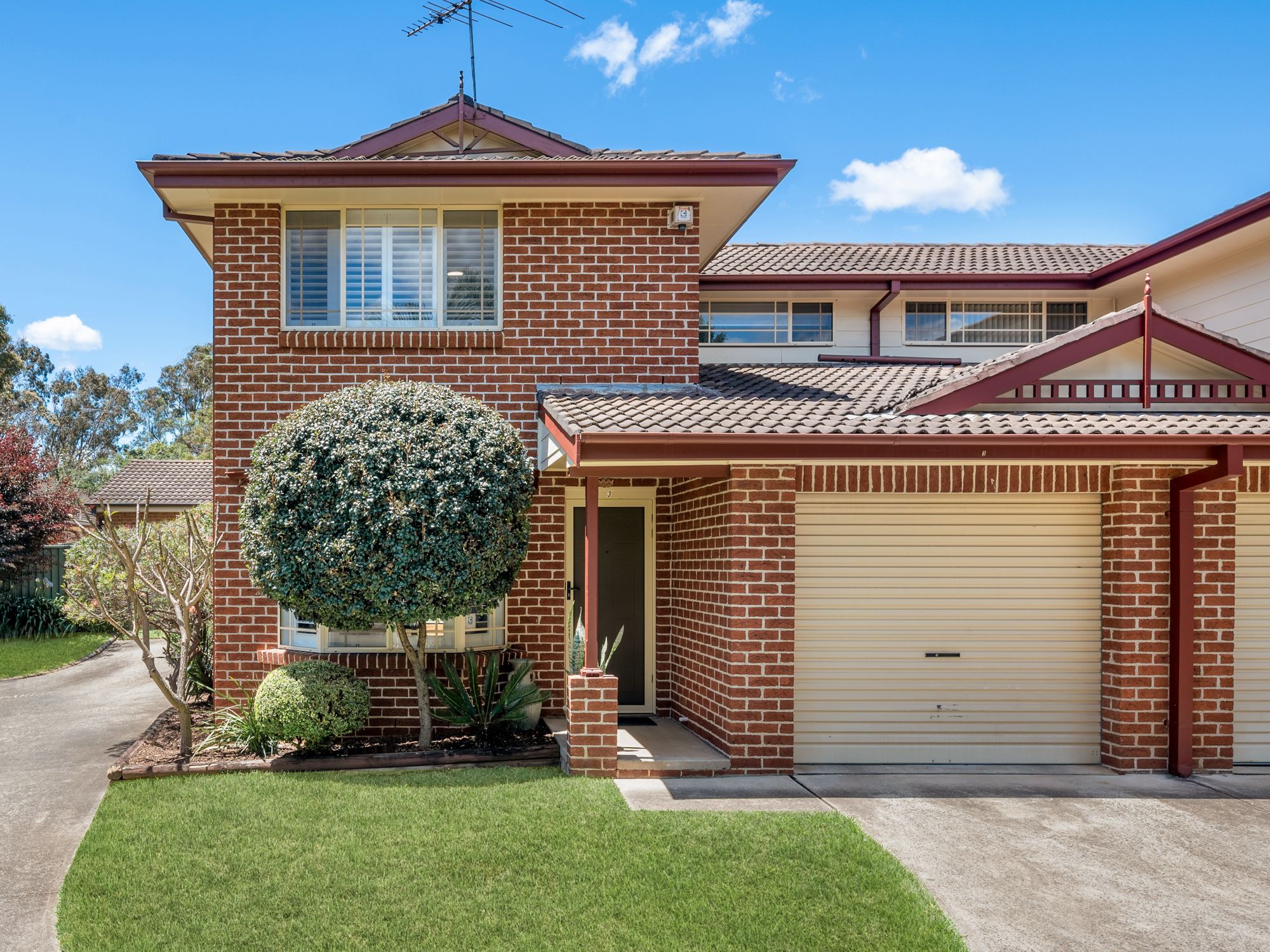 3/6 Wickfield Circuit, Ambarvale, NSW 2560 - Sold Townhouse - Ray White ...