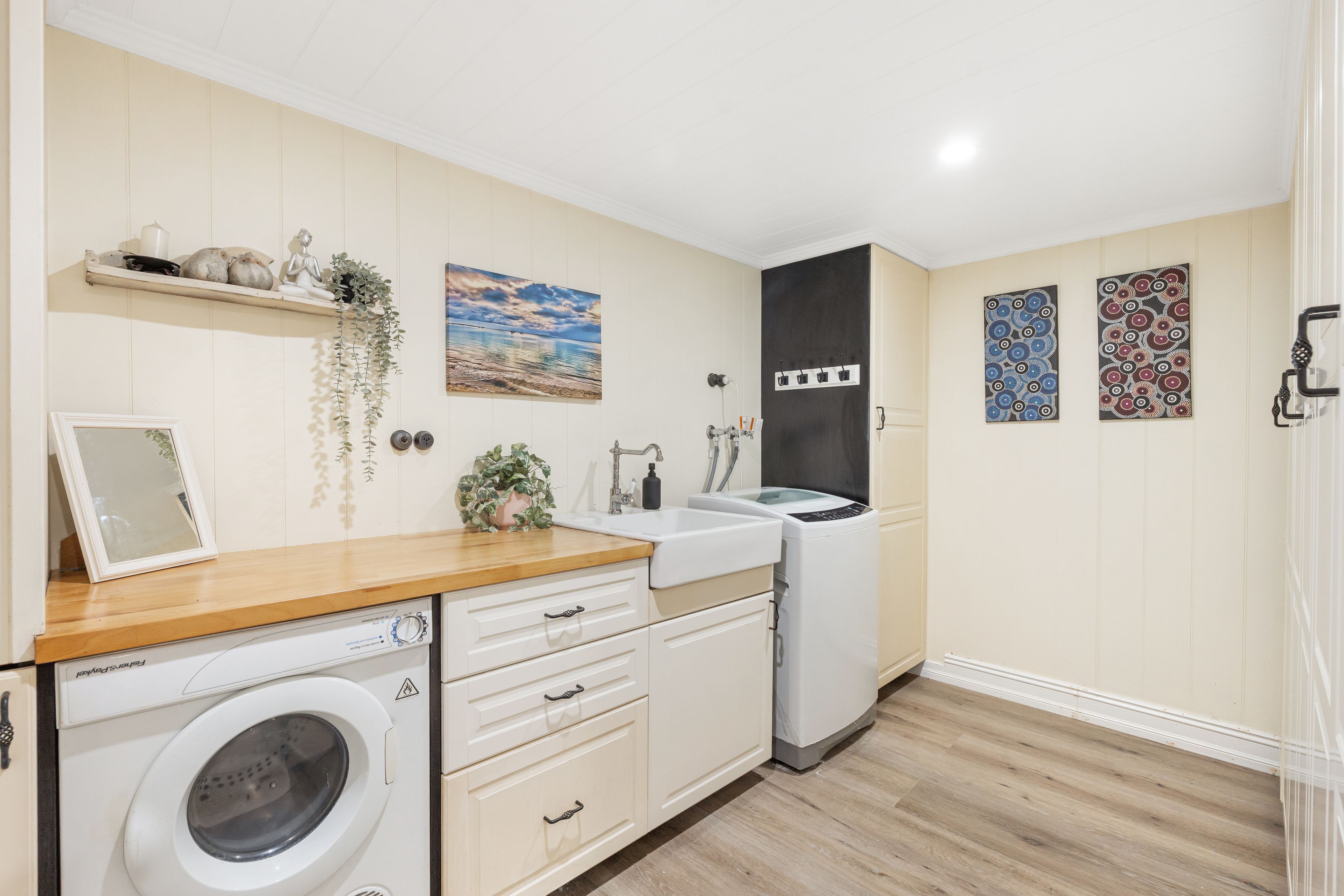 35 Flinders Parade, Scarborough, QLD 4020 - House for Rent - Ray White ...