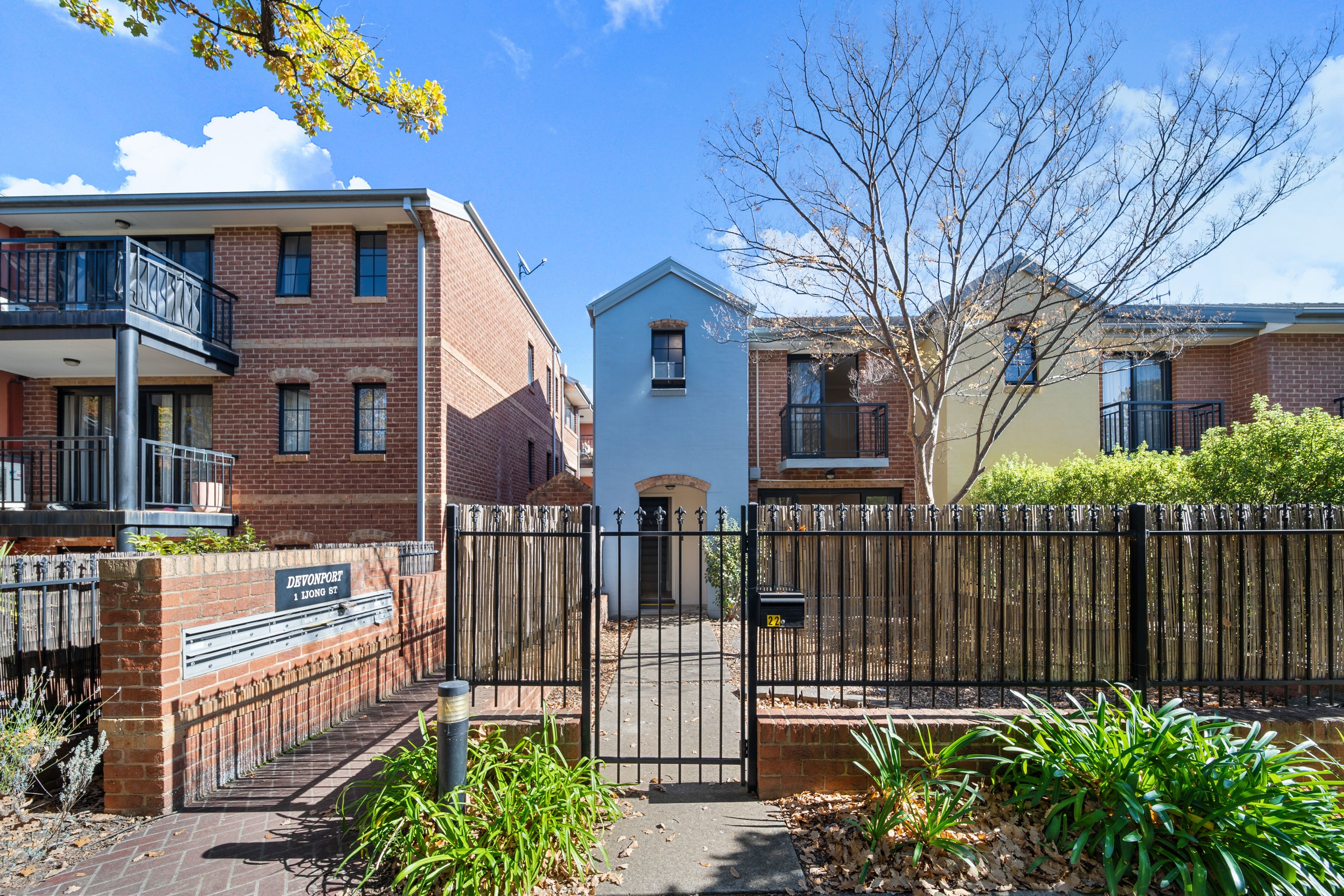 22/7 Ijong Street, Braddon, ACT 2612 - Leased Townhouse - Ray White ...