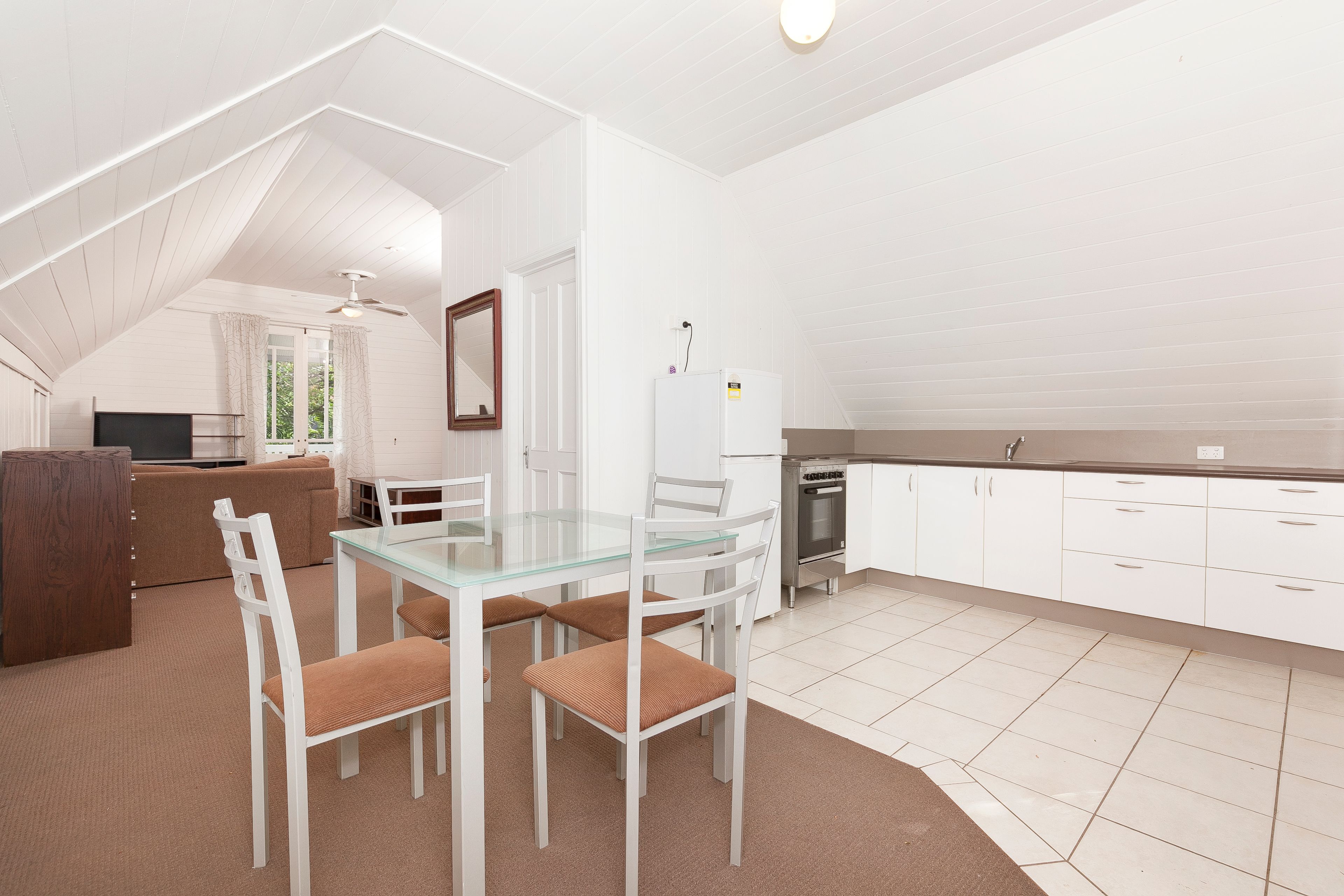 50a Phillips Street, Spring Hill, QLD 4000 - Leased Unit - Ray White ...