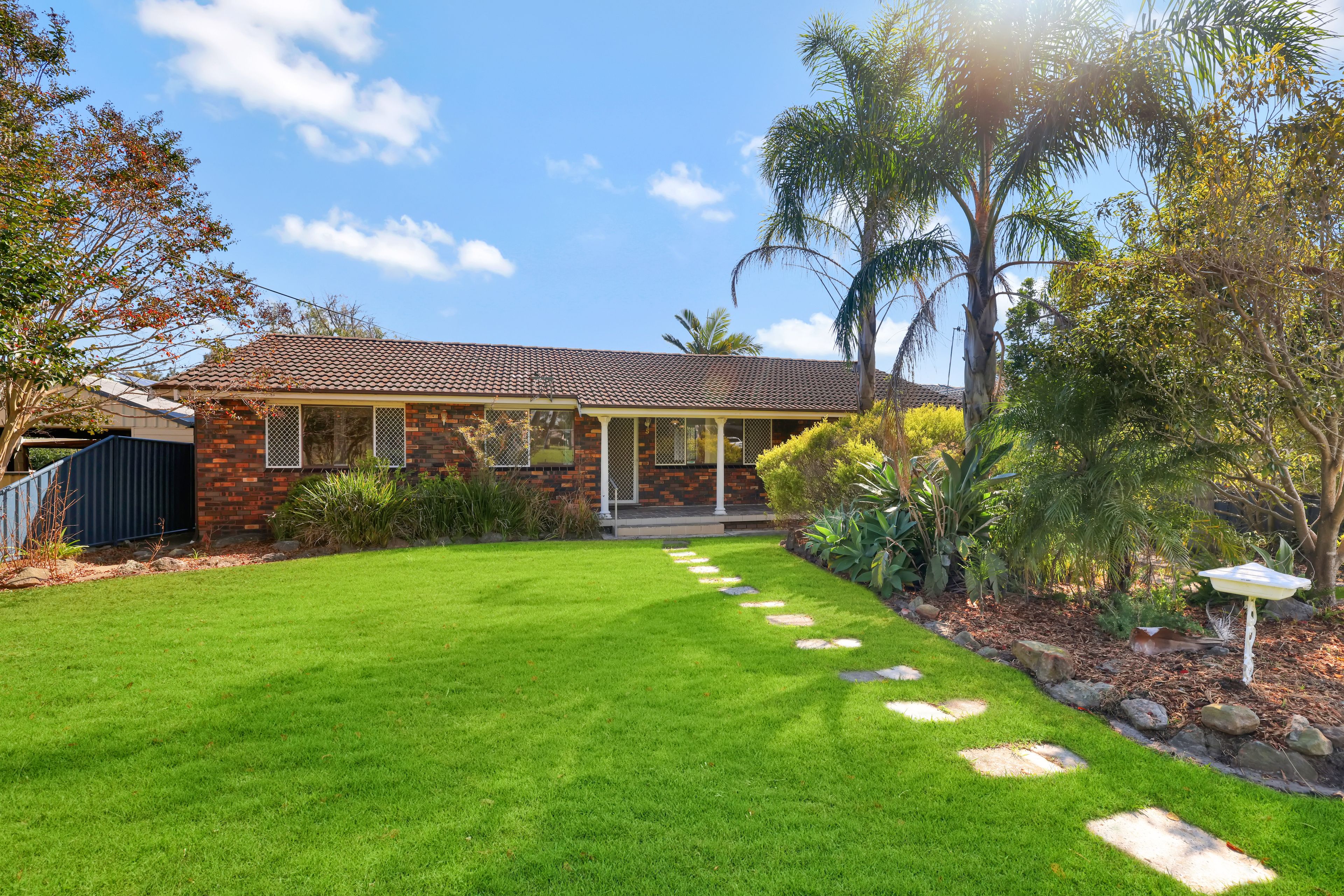 5 Pioneer Place, Nowra, NSW 2541 - Sold House - Ray White Shoalhaven ...