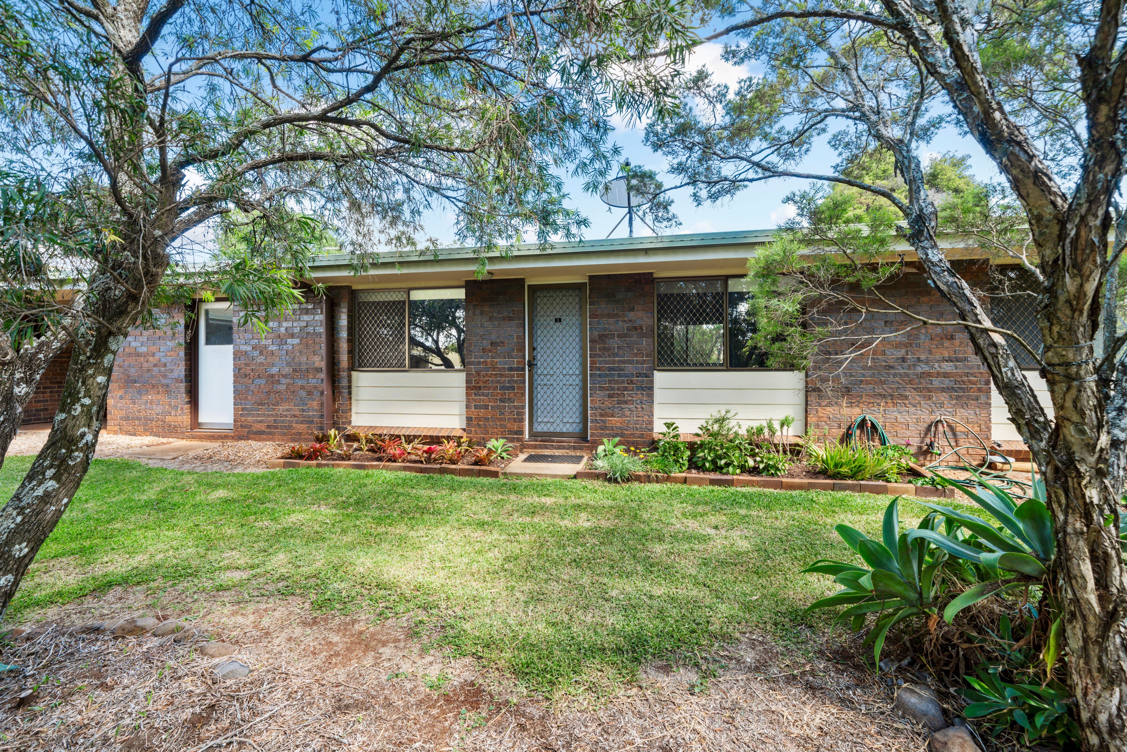 Ray White Highfields - Servicing All Areas