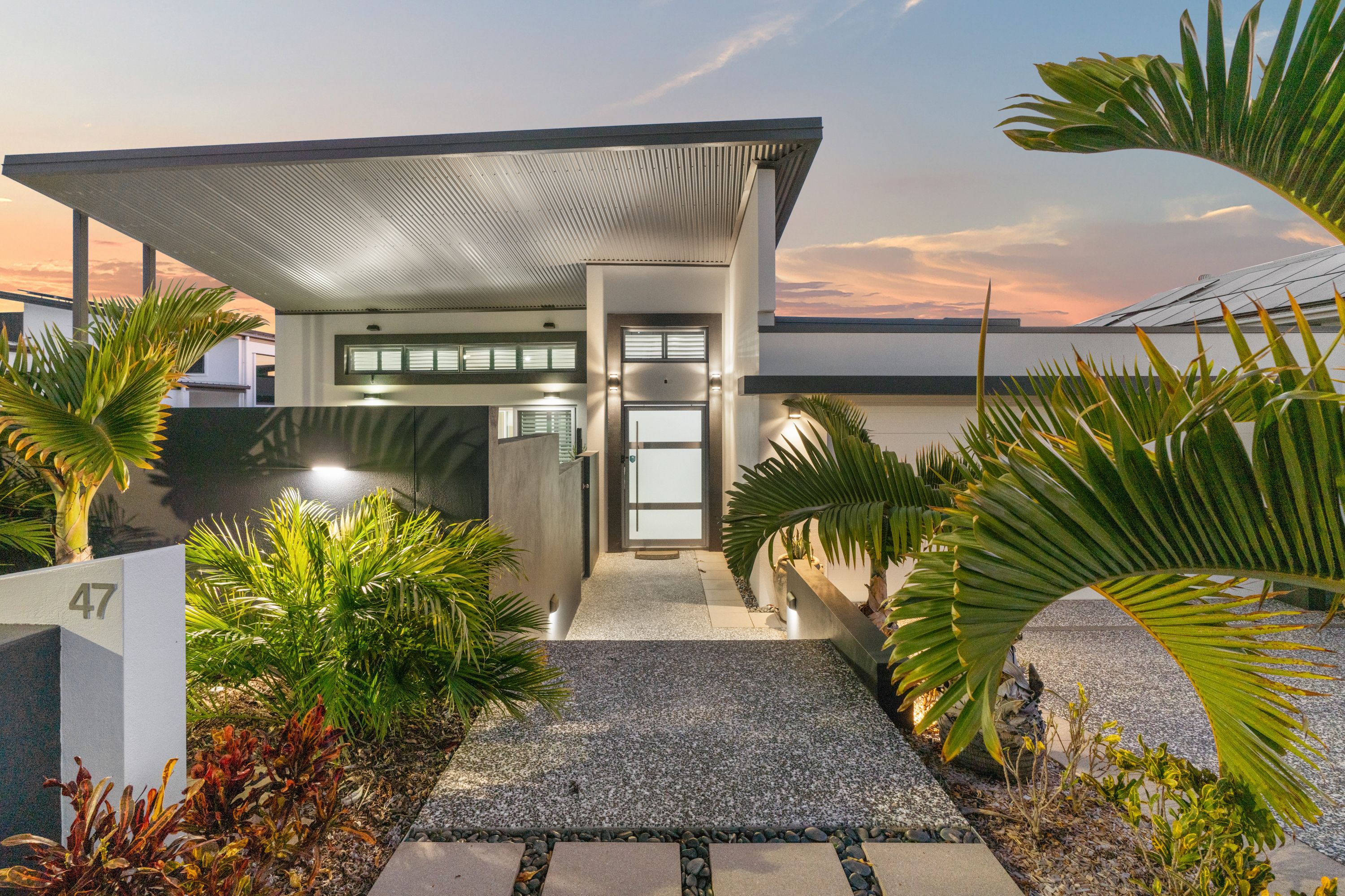 47 Village High Crescent, Coomera Waters, QLD 4209 - Sold House - Ray ...