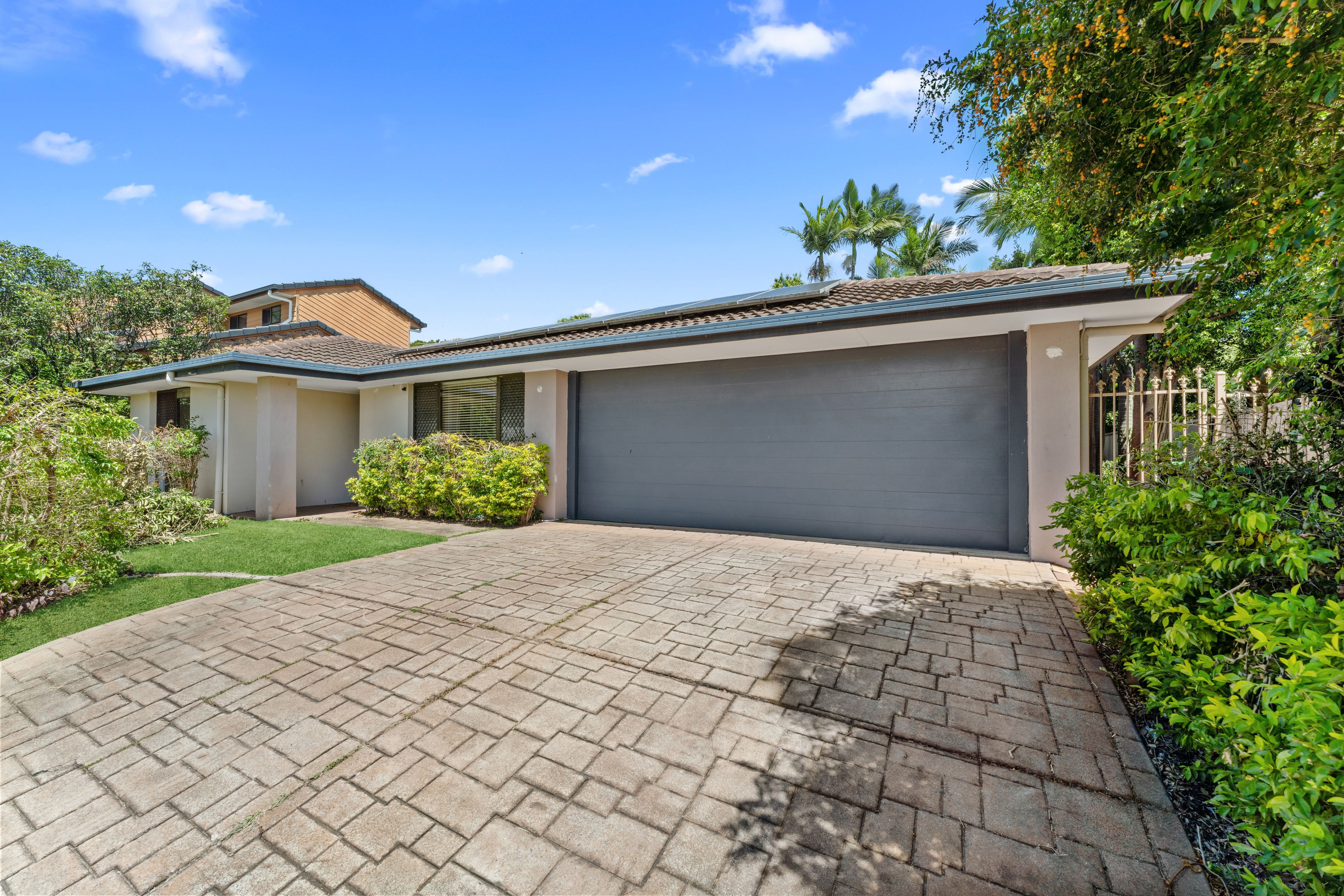 18 Kentlyn Street, Eight Mile Plains, QLD 4113 - Leased House - Ray ...