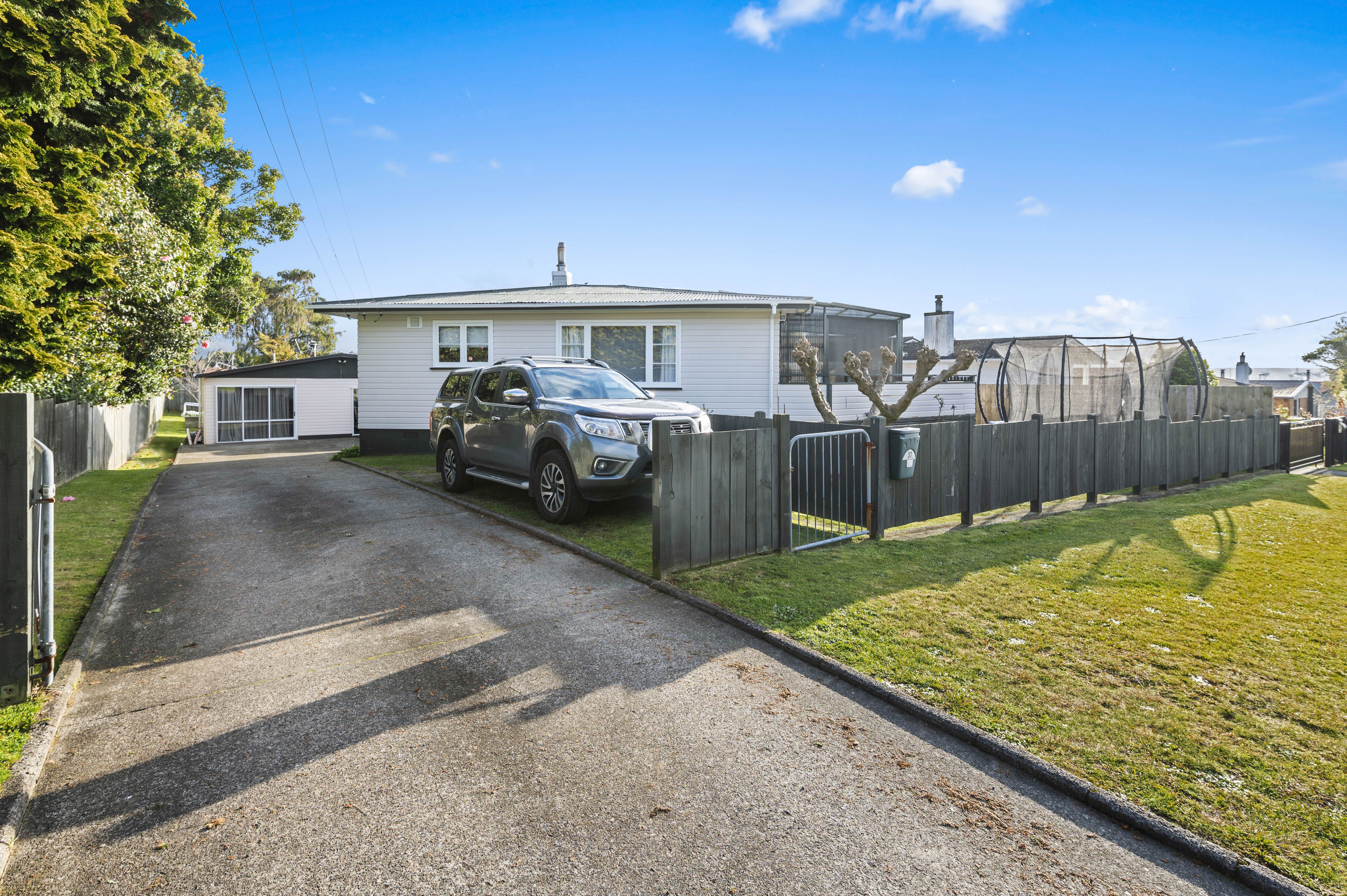 37 Wingrove Road, Owhata, Rotorua District 3010 - Sold House - Ray ...