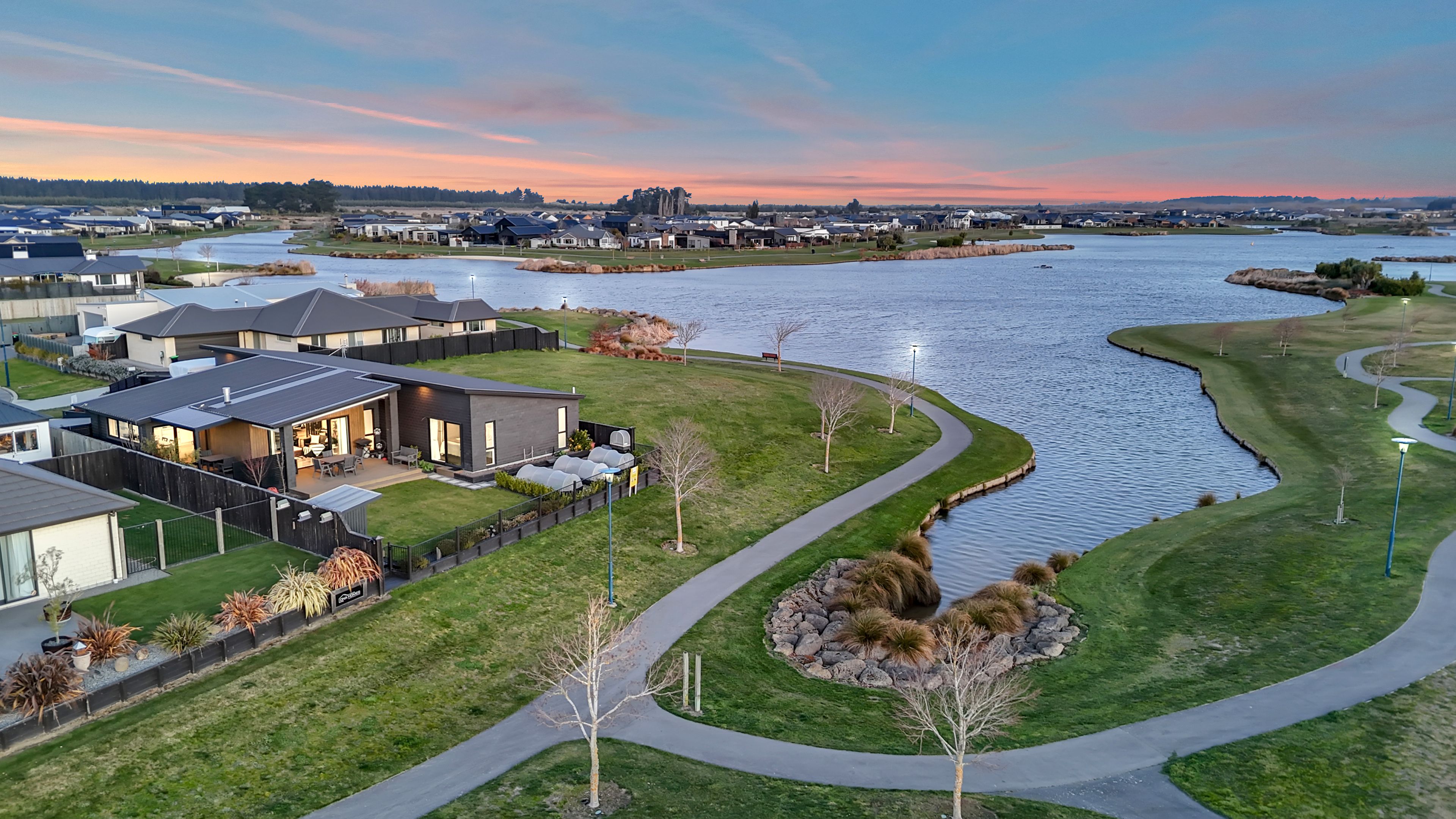 4 Medusa Lane, Pegasus, Waimakariri District 7612 - Sold House - Ray ...