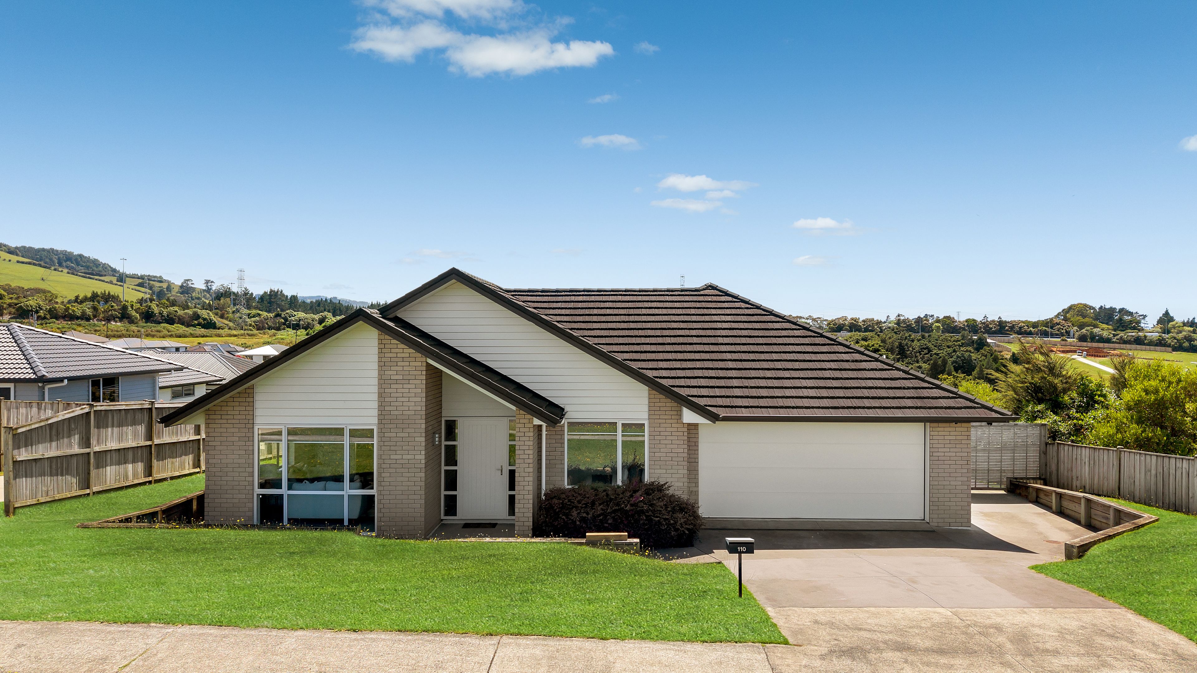 110 Hillpark Drive, Pokeno, Franklin 2471 - Sold House - Ray White Howick