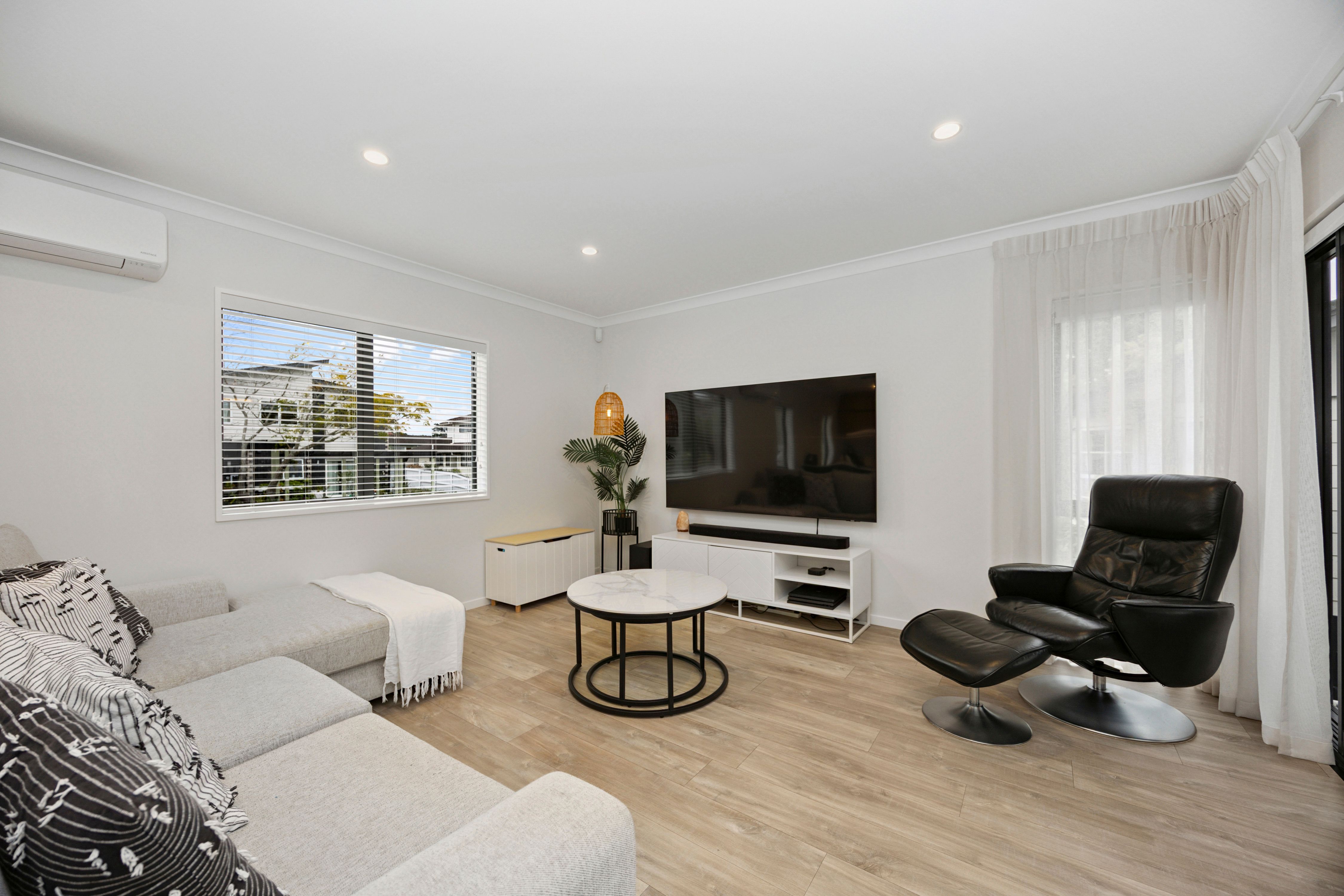 16A Cairngorm Place, Highland Park, Manukau City 2010 - Sold House ...