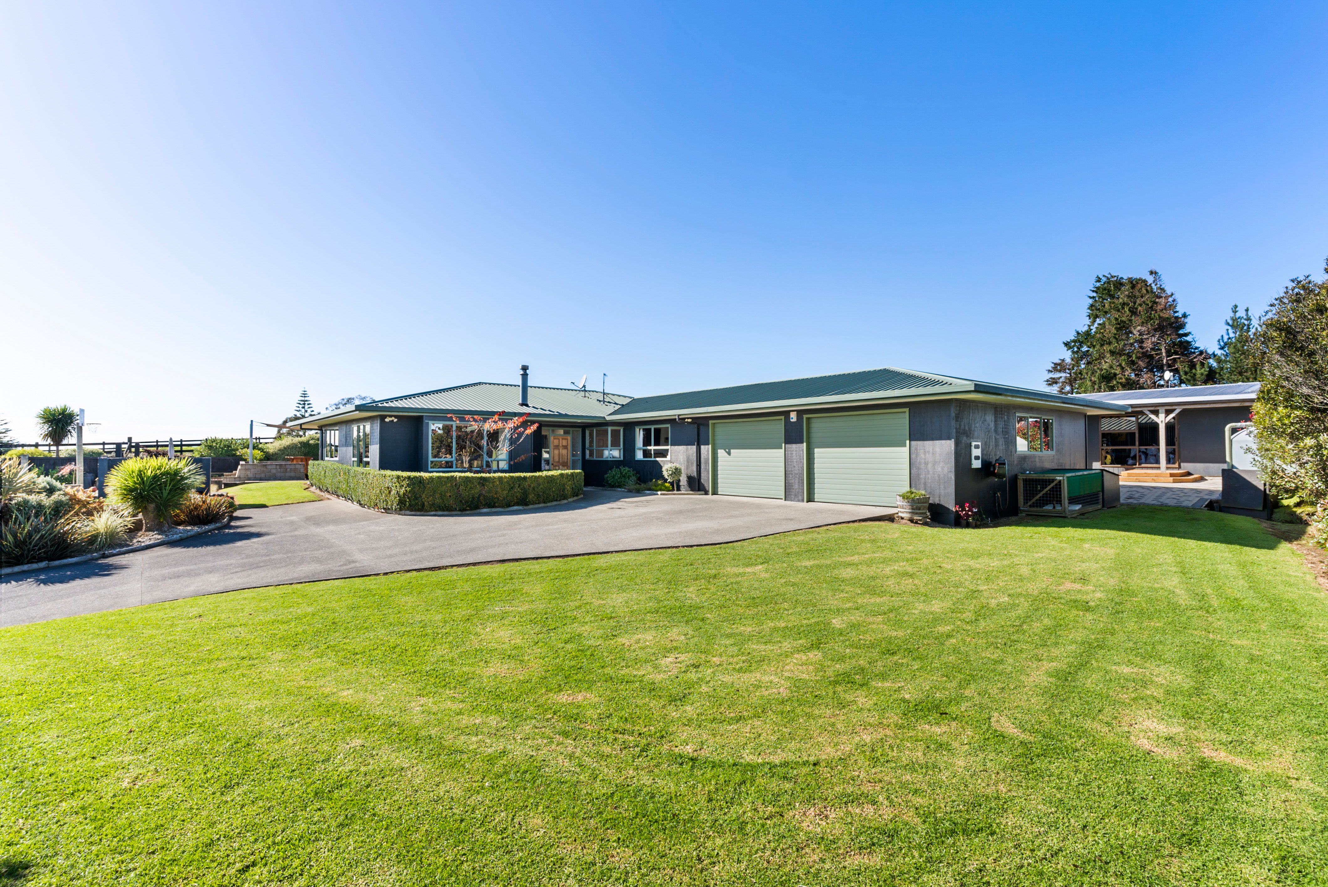 17 Brewster Road, Pukekawa, – Home For Sale • Ray White New Zealand