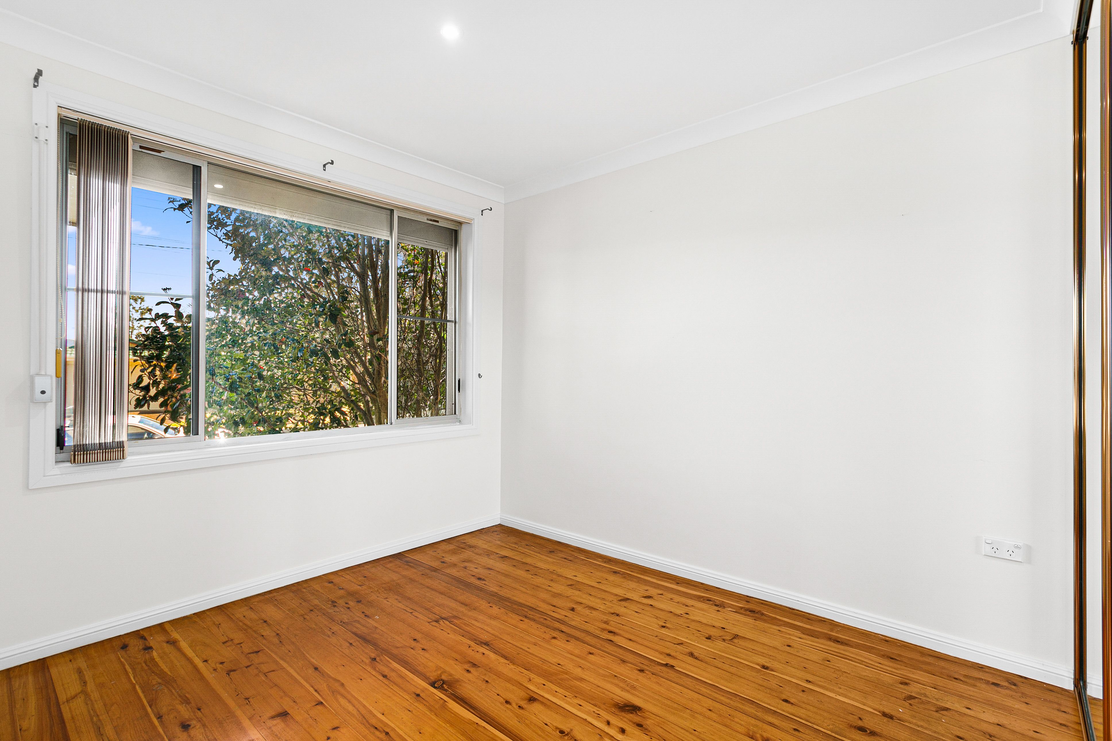 6 Gray Avenue, Mount Warrigal, NSW 2528 - Sold House - Ray White ...