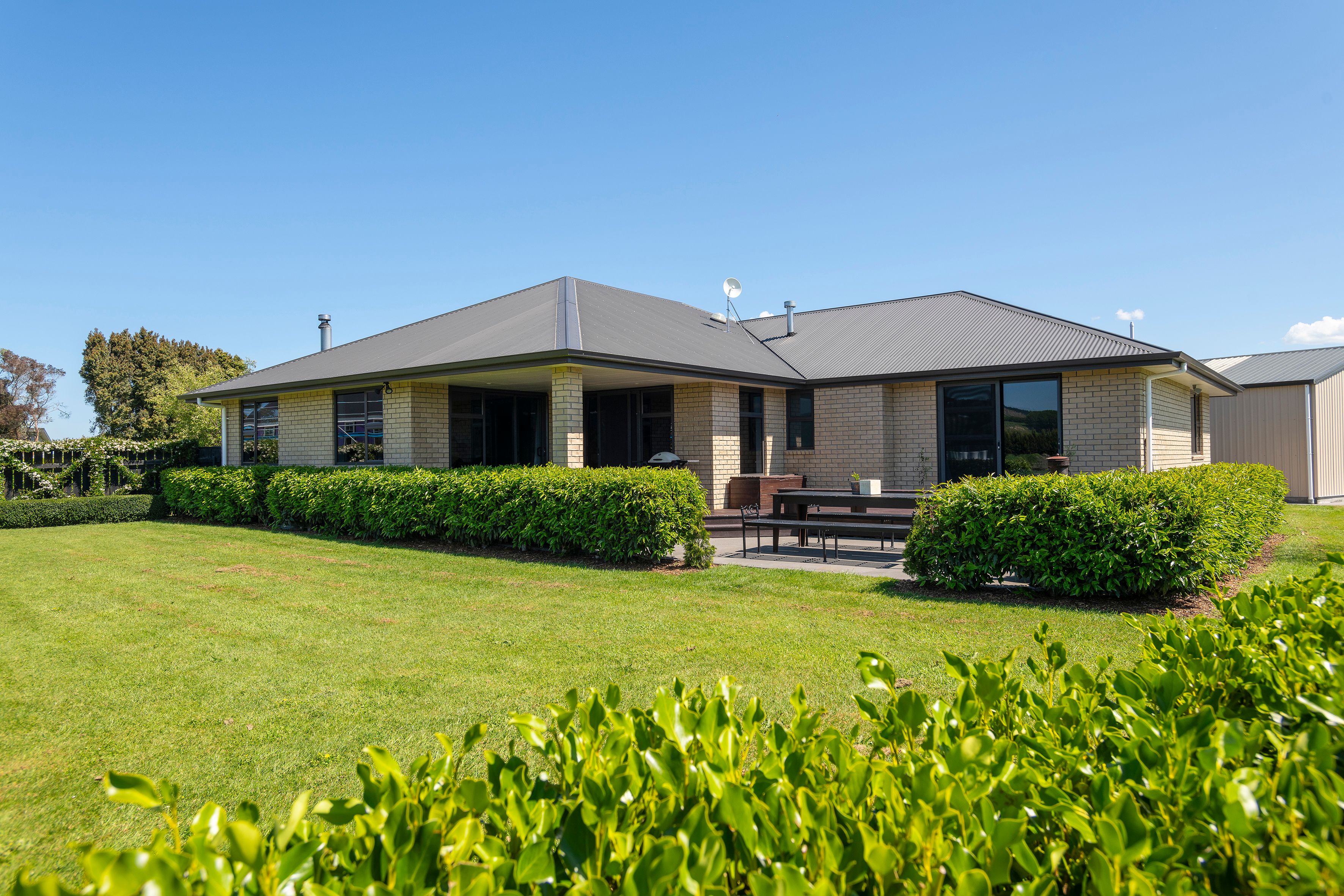 Ray White Gisborne