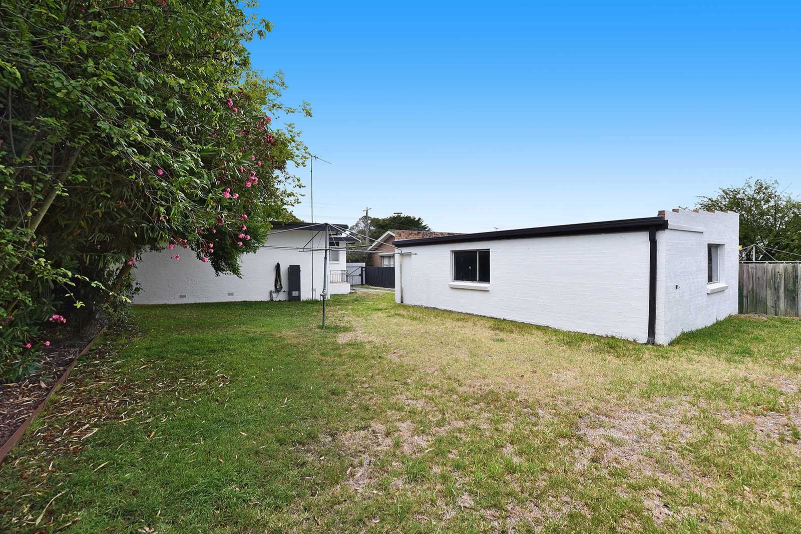 61 Riddell Road, Sunbury, VIC 3429 - Leased House - Ray White Sunbury