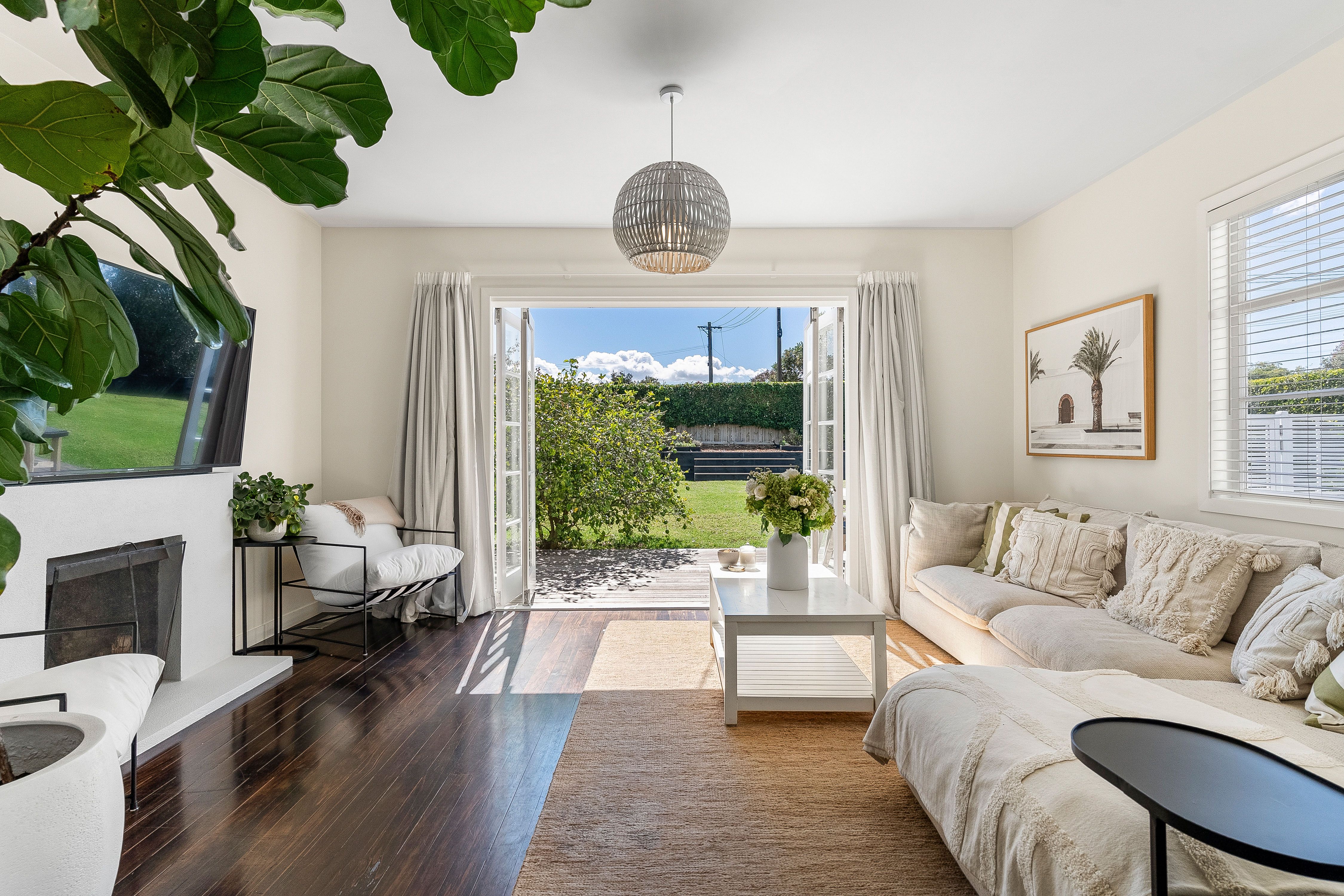 1 Cadman Avenue, Waterview, Auckland City 1026 - Sold House - Ray White ...