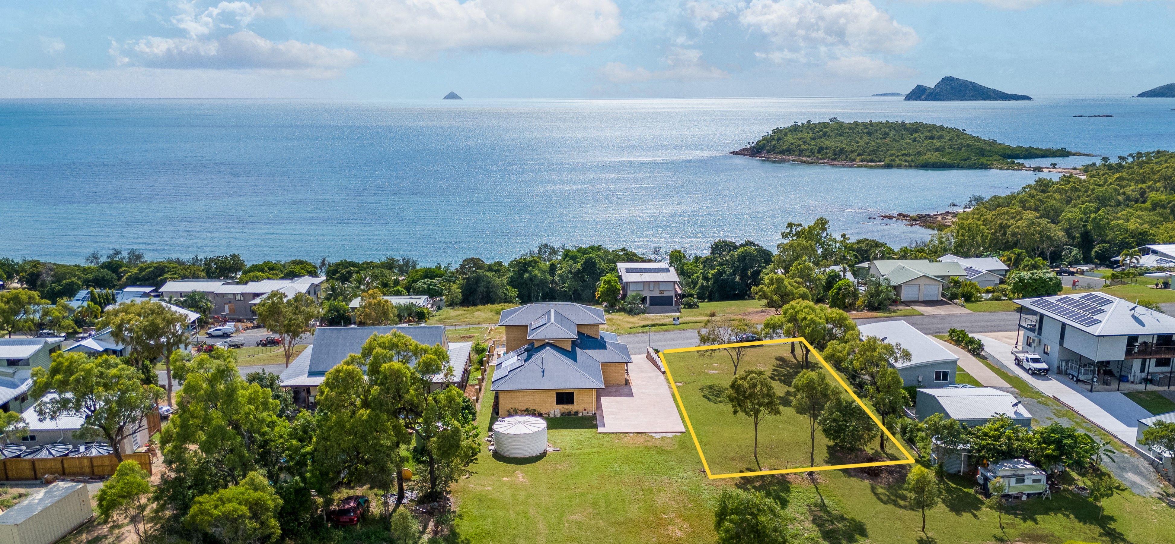 54 Blackcurrant Drive, Hideaway Bay, QLD 4800 - Sold Land - Ray White ...