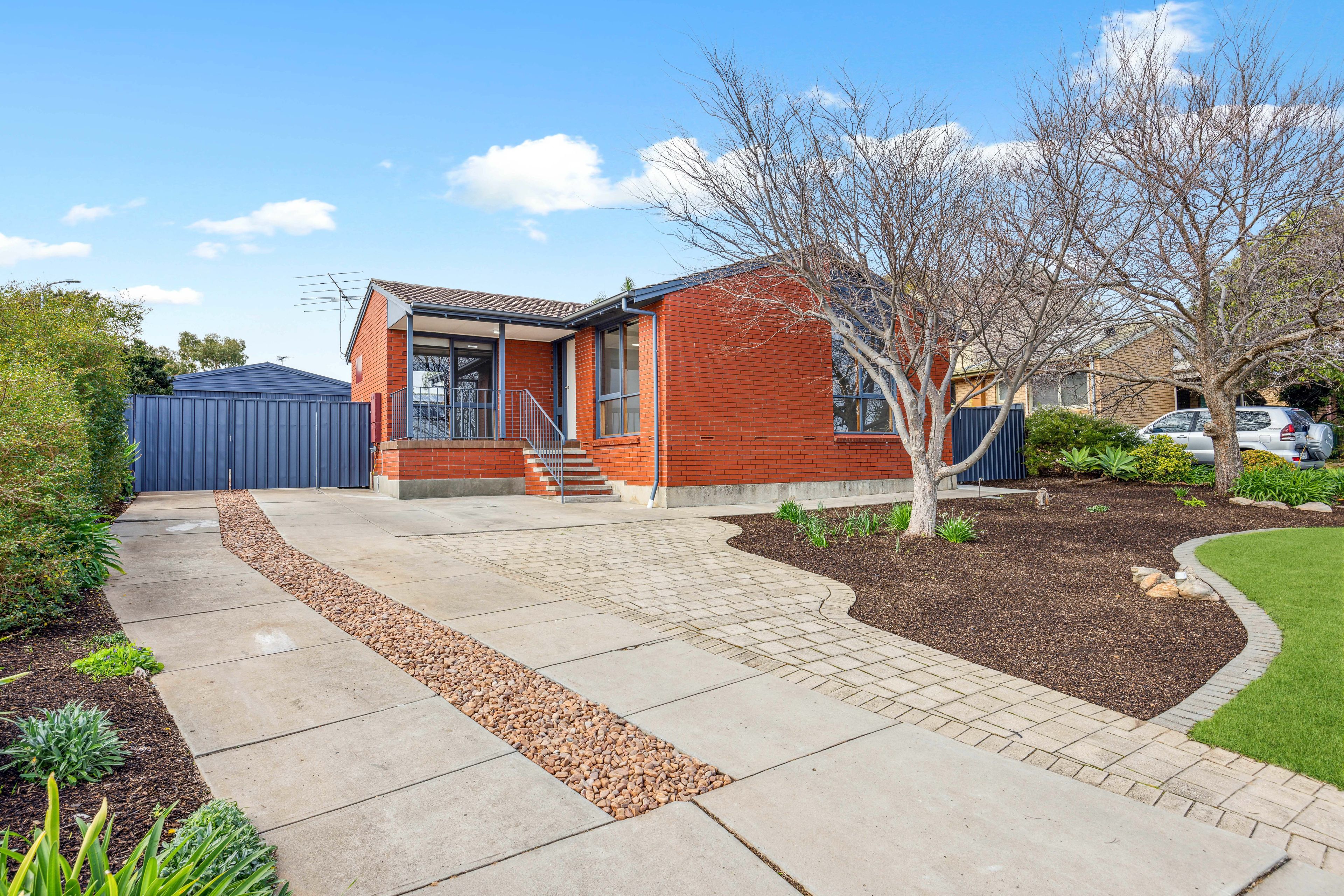 36 Manoora Drive, Hallett Cove, SA 5158 - Leased House - Ray White ...