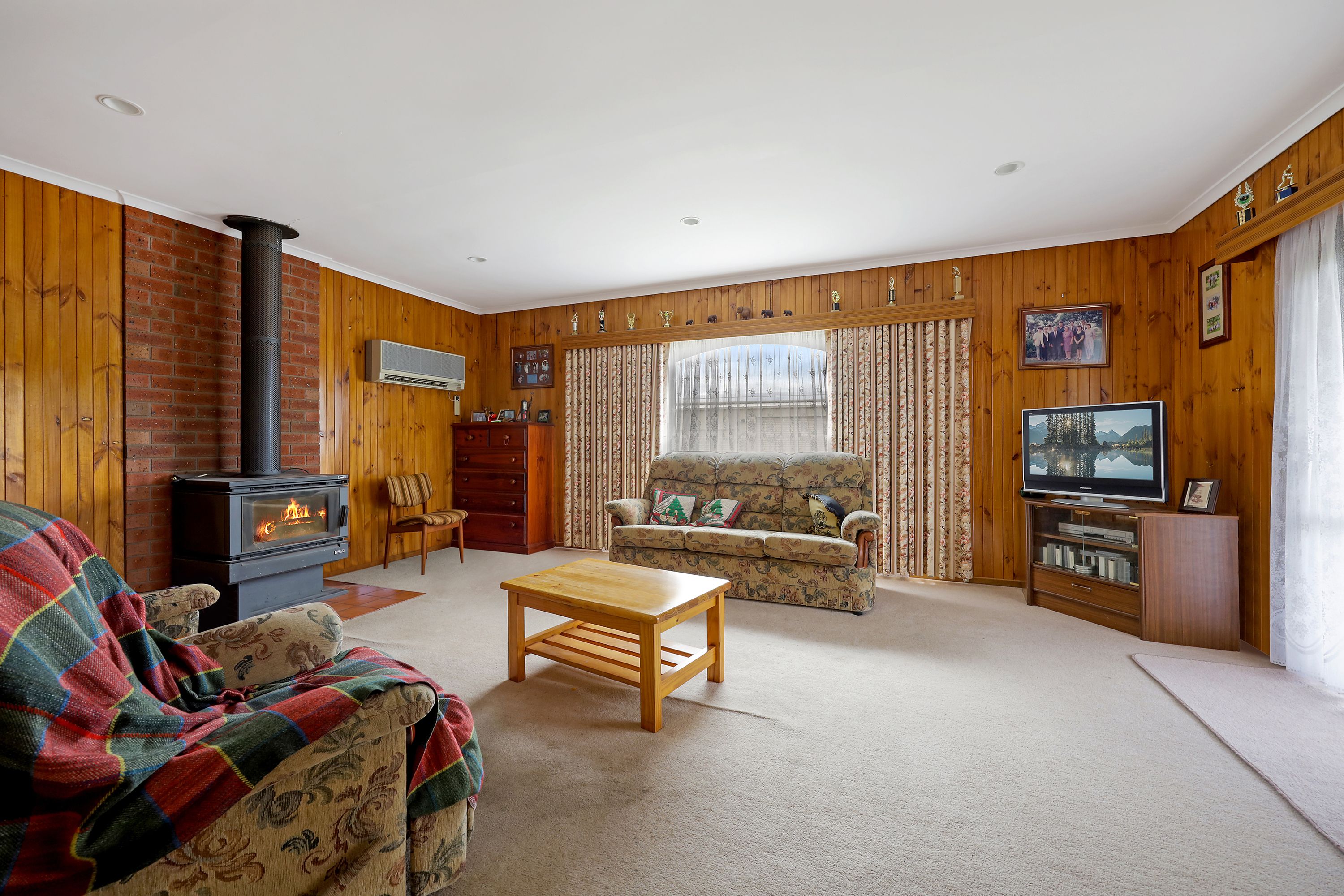 385 Coradjil Road, Simpson, VIC 3266 - Sold House - Ray White Rural Timboon