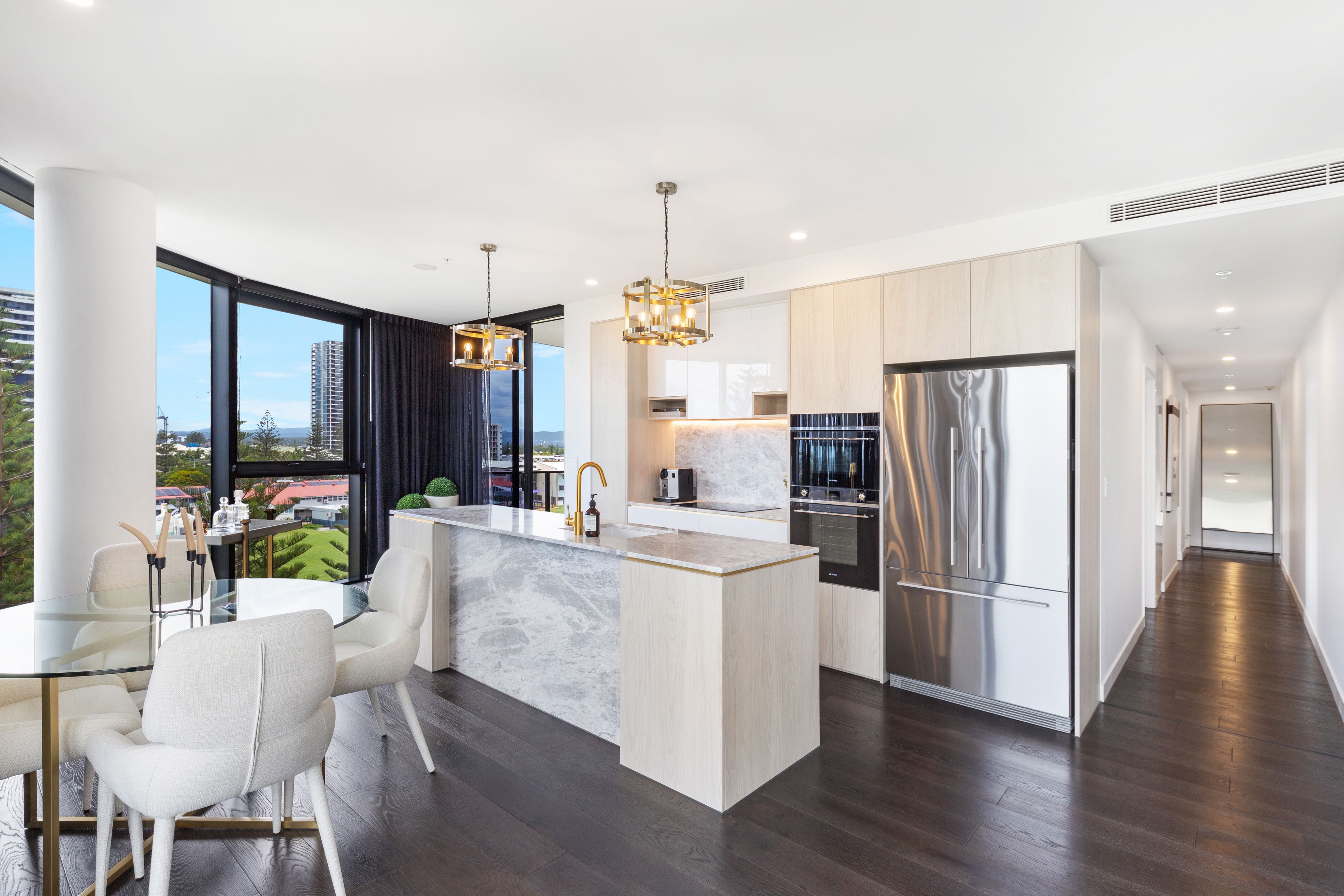 502/185 Old Burleigh Road, Broadbeach, QLD 4218 - Sold Apartment - Ray ...